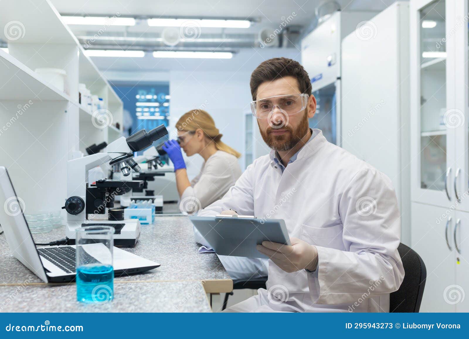 Portrait of Serious Concentrated Thinking Scientist, Man Looking at ...