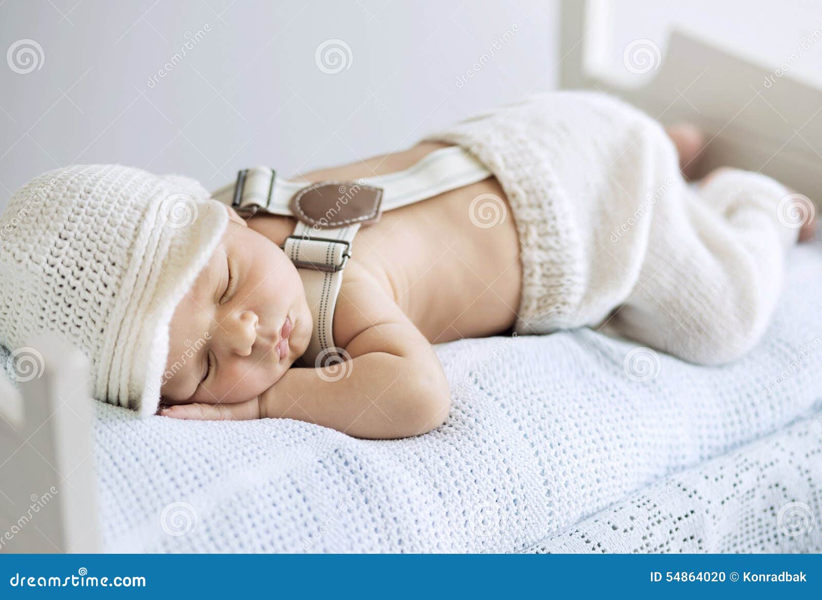 Portrait of a Sleeping Baby Stock Photo - Image of newborn, blanket ...