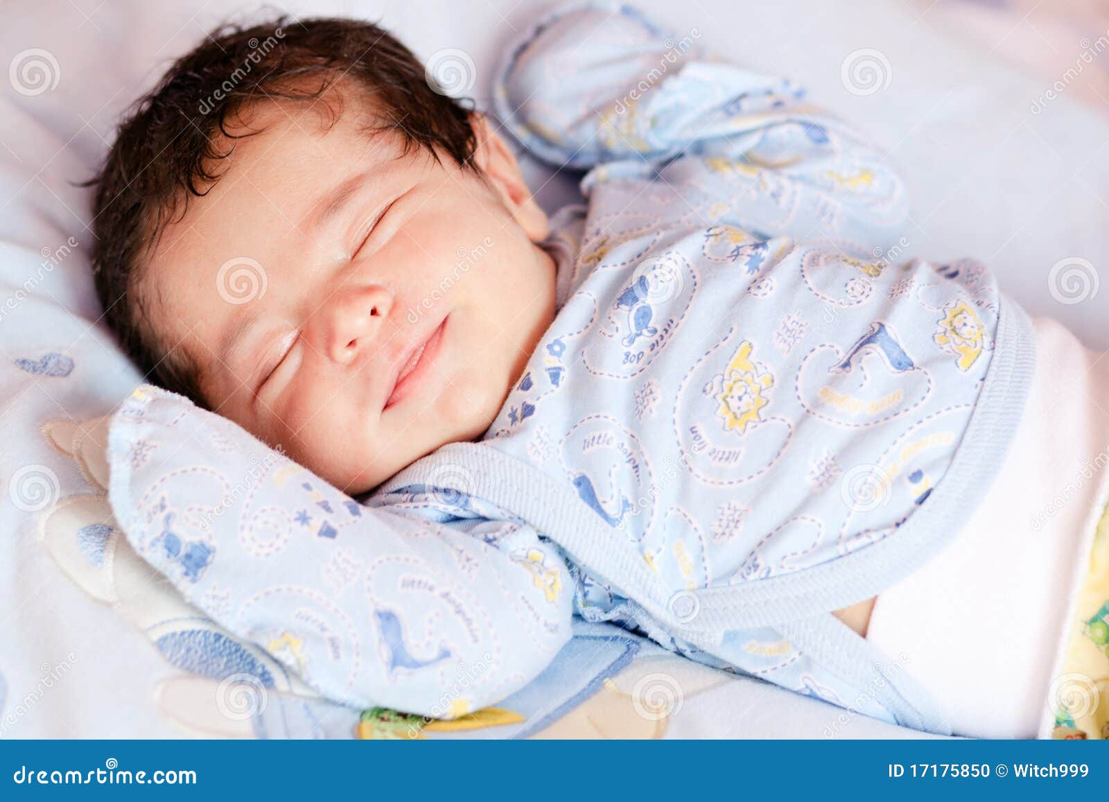 Portrait of Sleeping Newborn Baby Stock Photo - Image of look ...