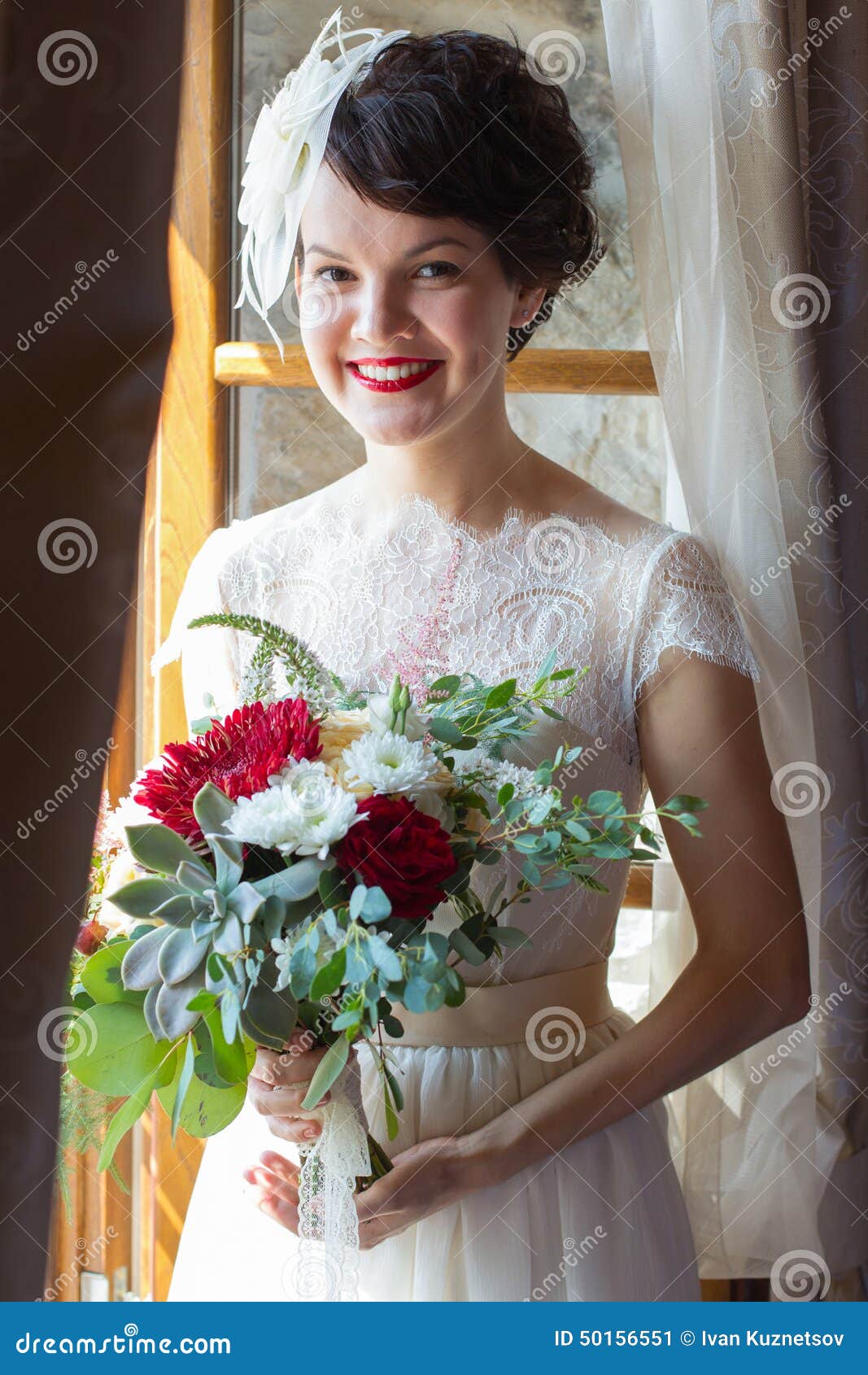 Portrait of a Smiling Bride Stock Image - Image of beautiful, portrait ...