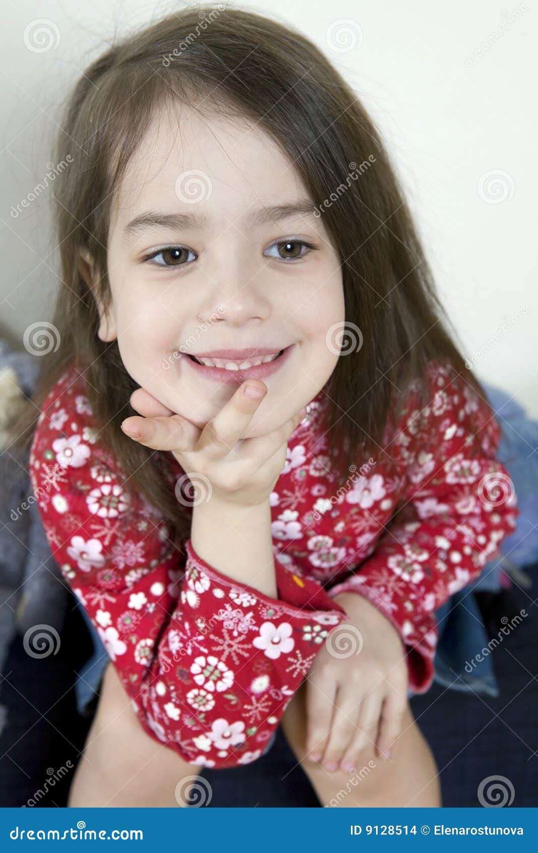 Portrait smiling cute girl stock photo. Image of cute - 9128514