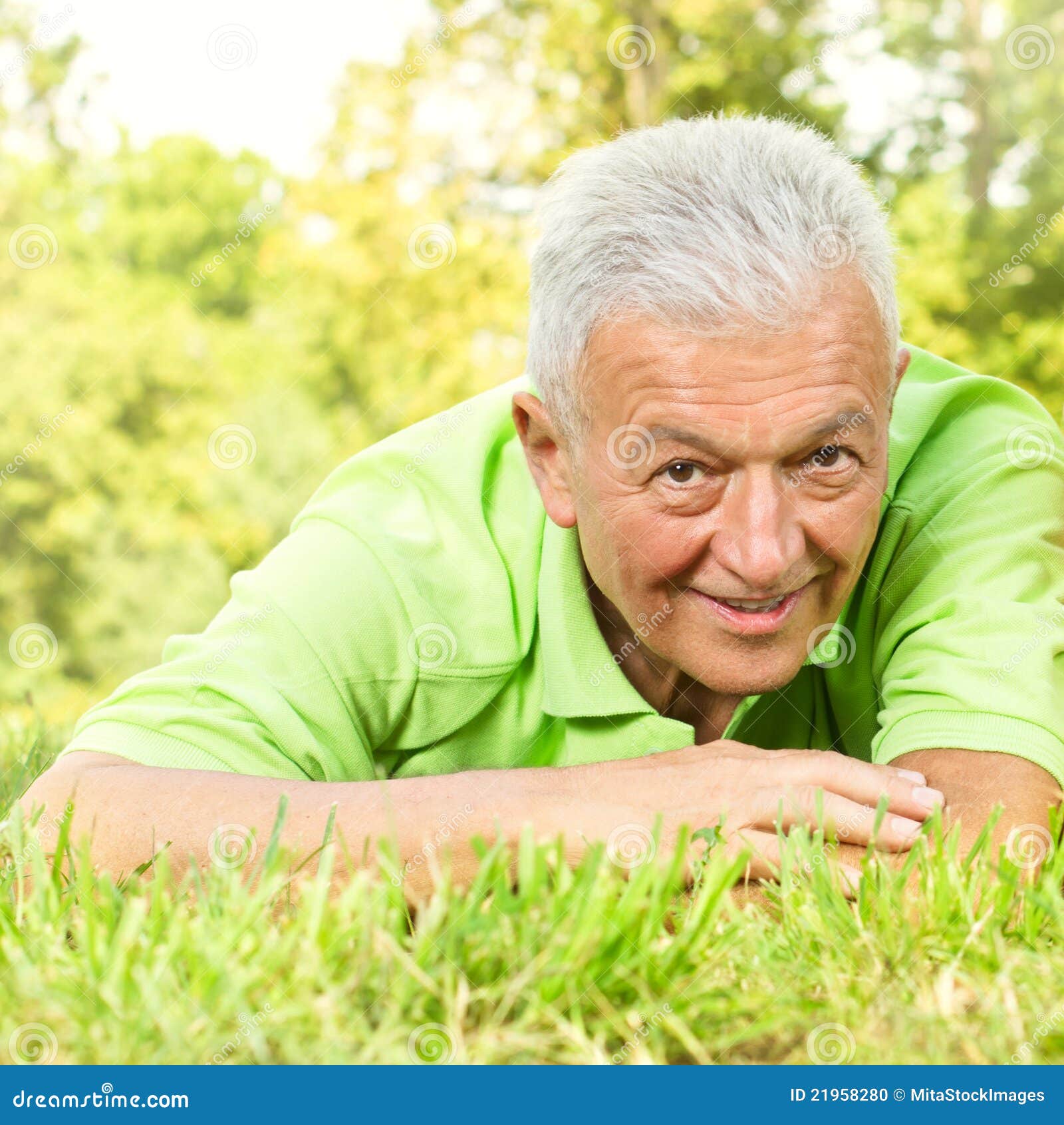 Portrait of Smiling Old Man in the Park Stock Photo - Image of ...