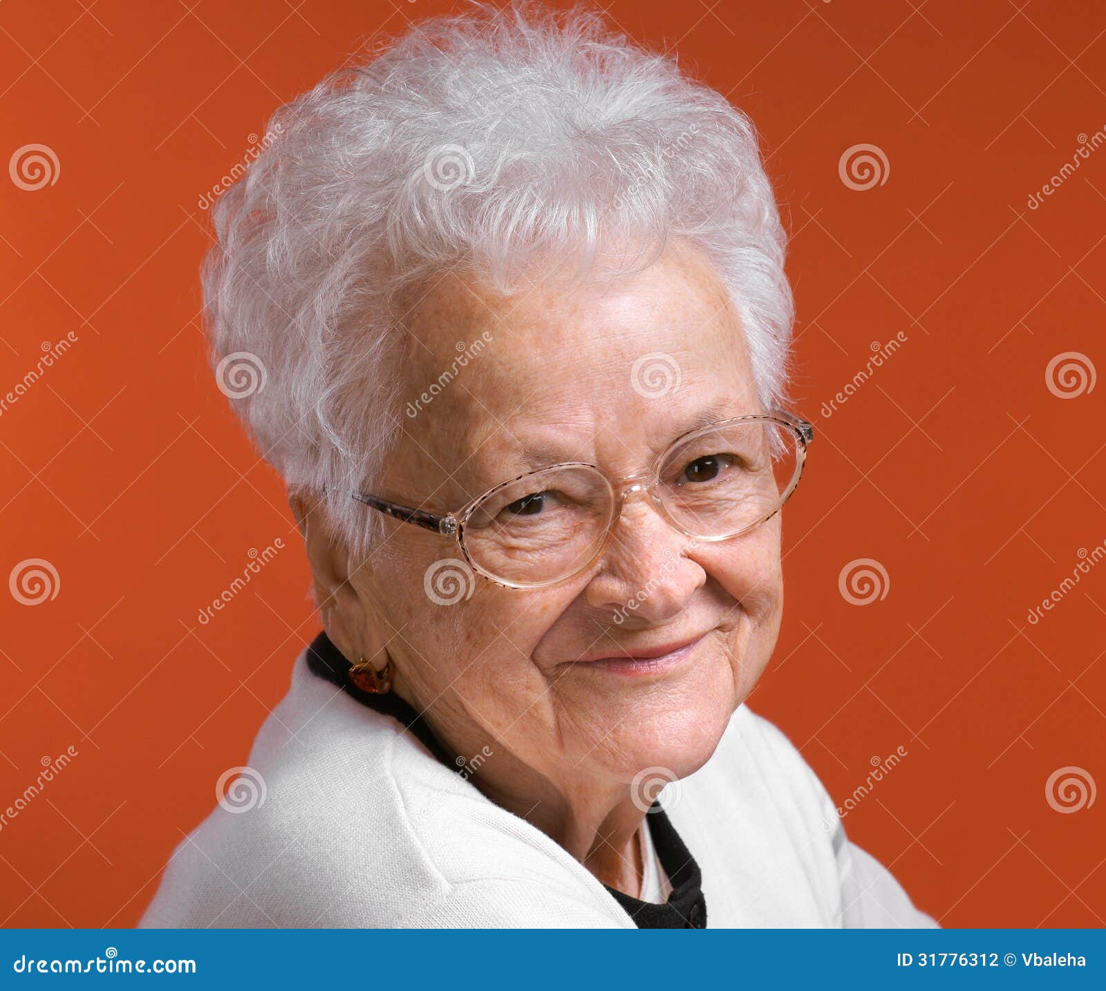 Portrait of Smiling Old Woman Stock Photo - Image of grandmother, head ...