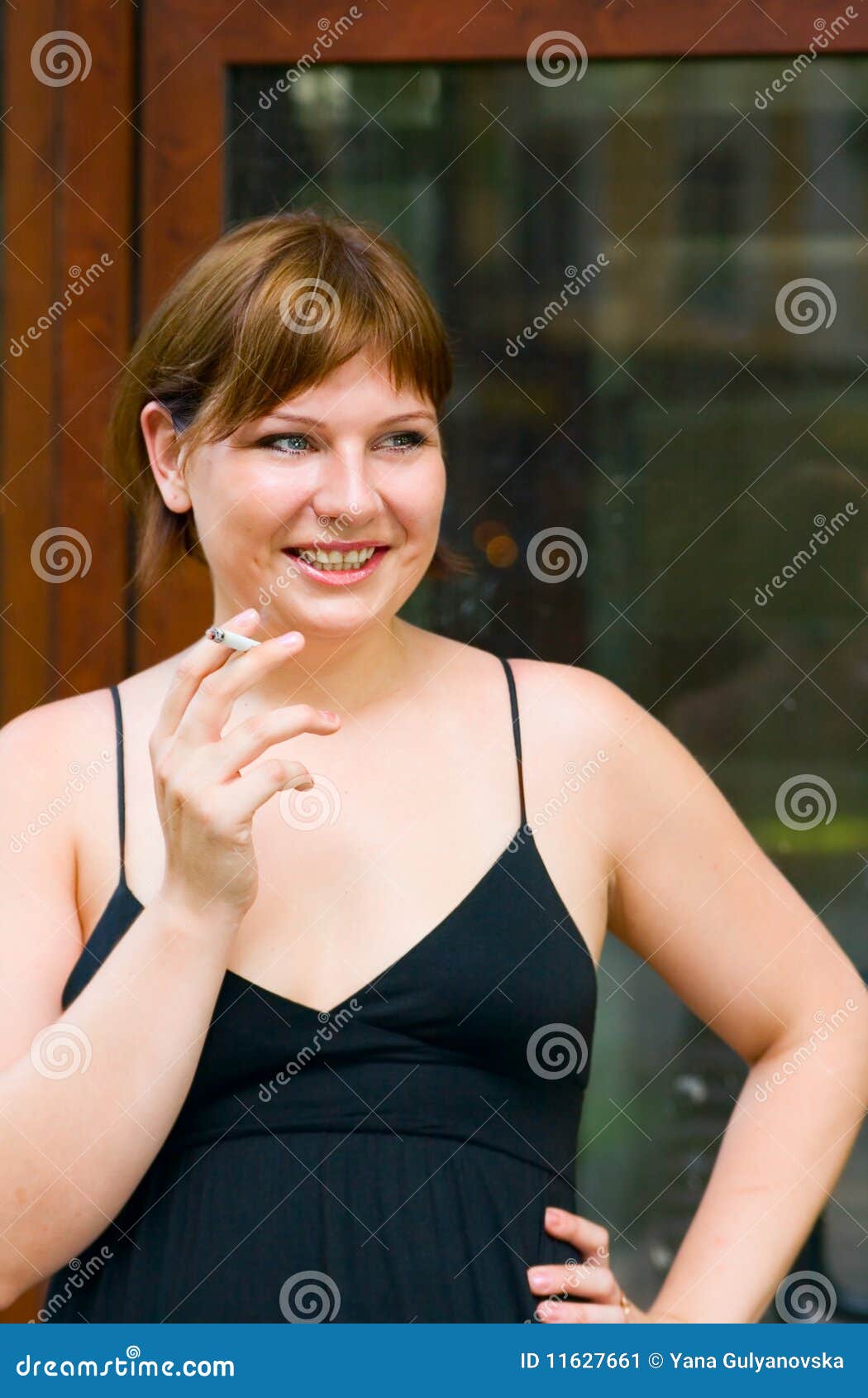 Portrait smoke Girl stock image. Image of love, portrait - 11627661