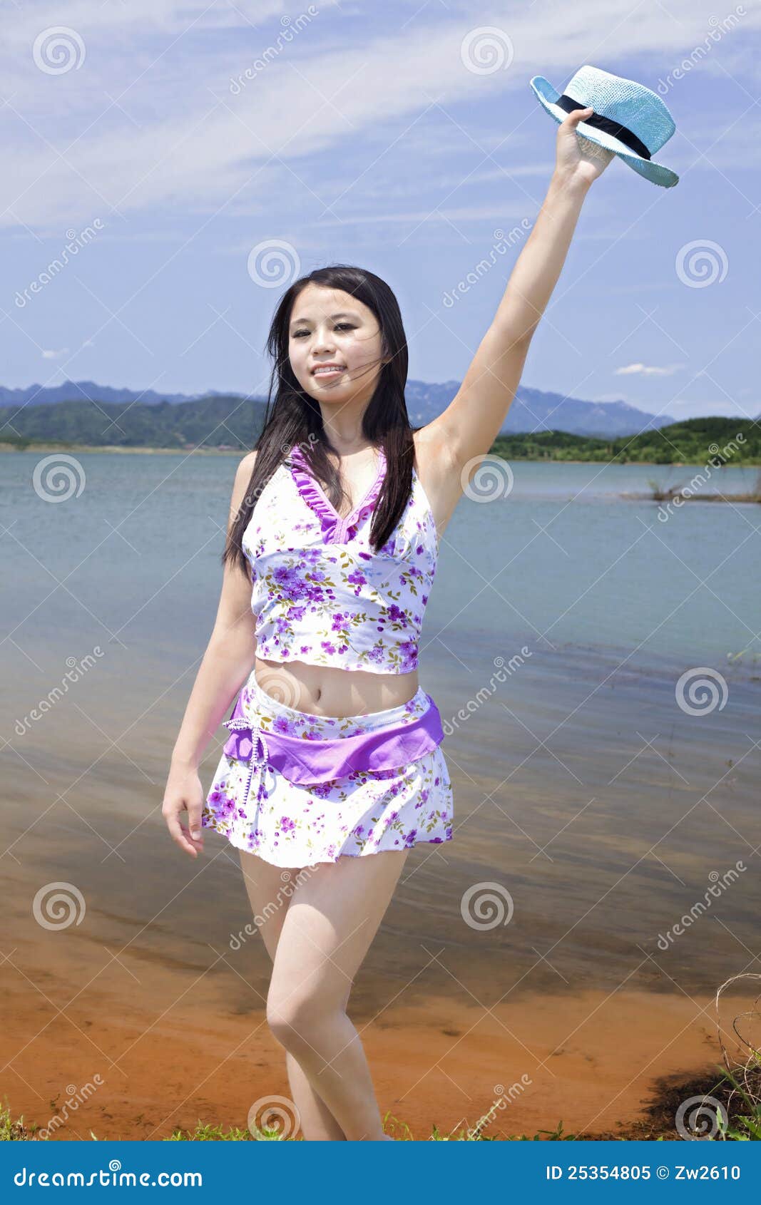 Portrait of a Swimming Girl Stock Image - Image of water, sport: 25354805