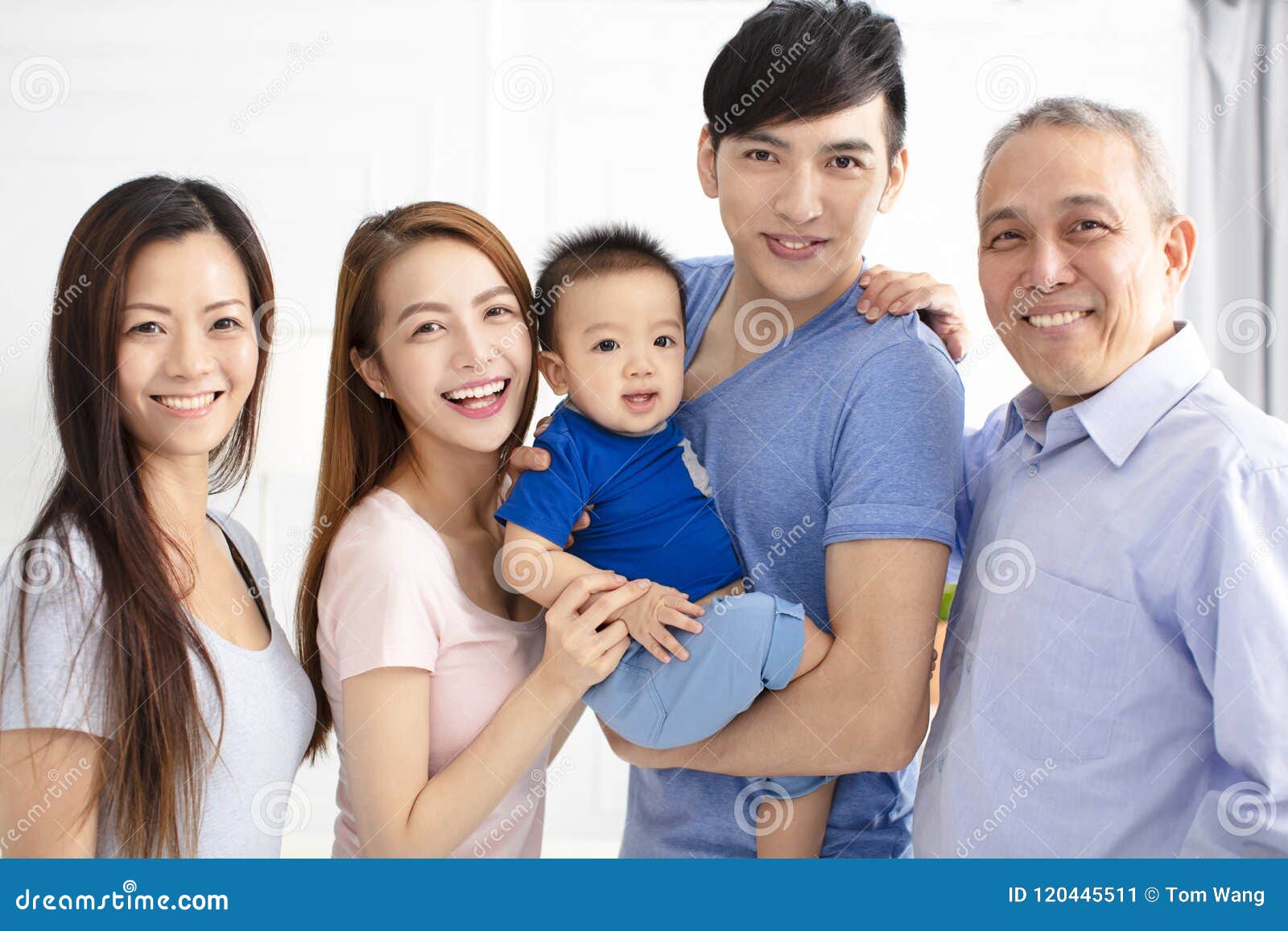 Happy Three Generation Asian Family Stock Image - Image of chinese ...