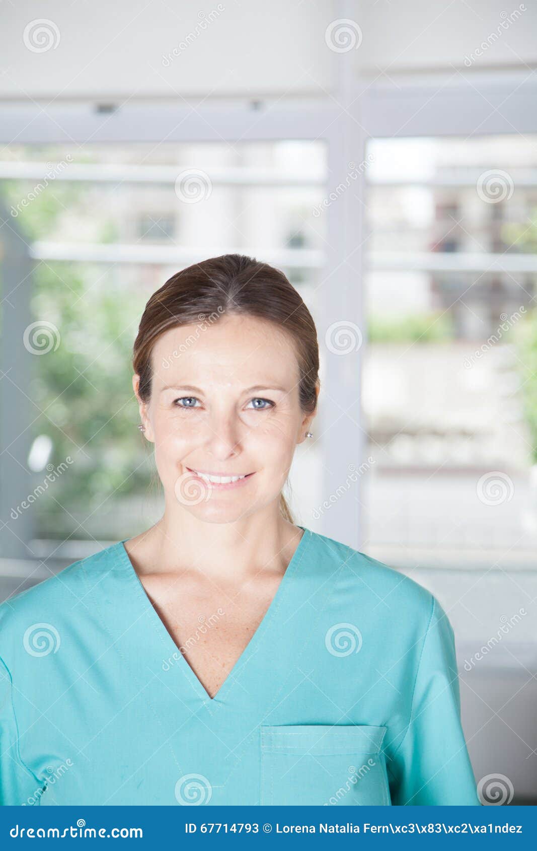 Portrait of Woman Therapist Stock Image - Image of smile, physiotherapy ...