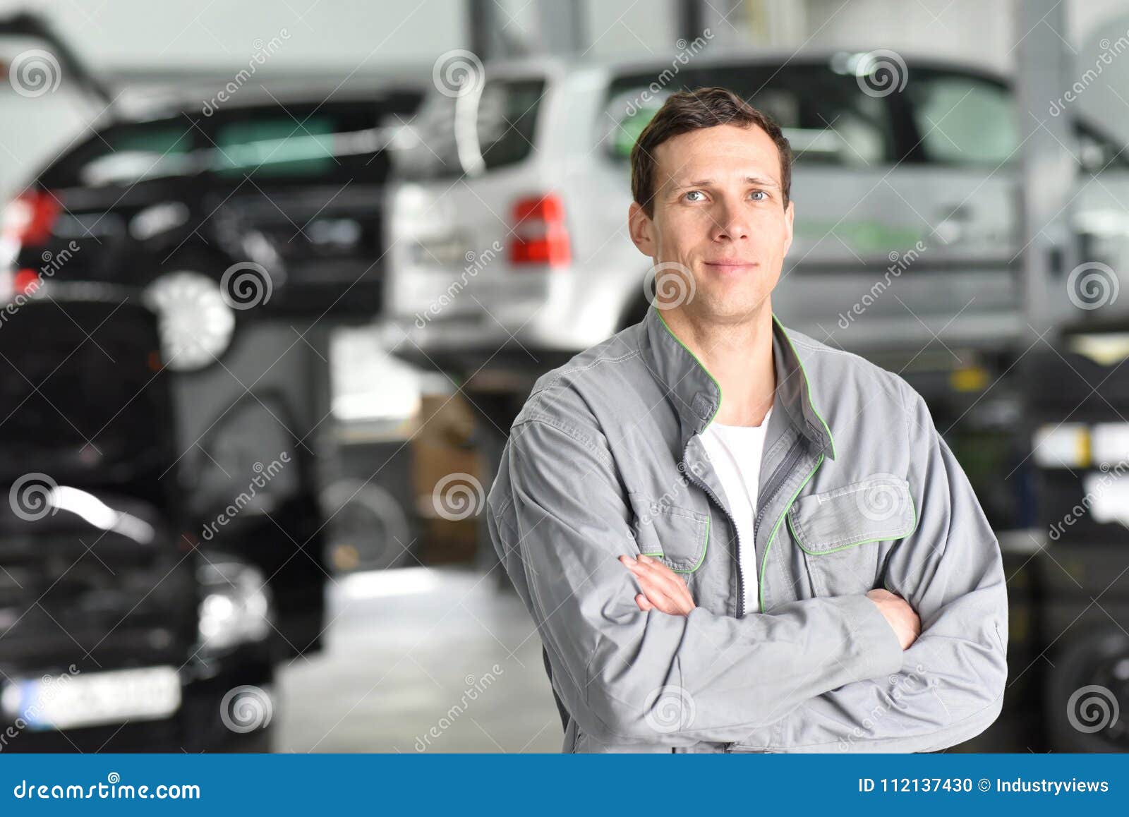 16,016 Mechanic Portrait Man Stock Photos - Free & Royalty-Free Stock ...