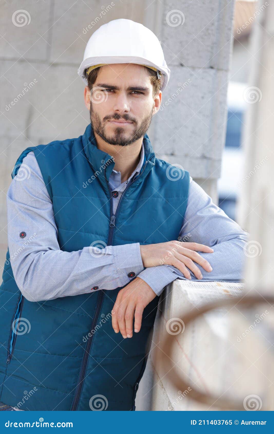 Portrait Young Builder Outdoors Stock Image - Image of beard, portrait ...