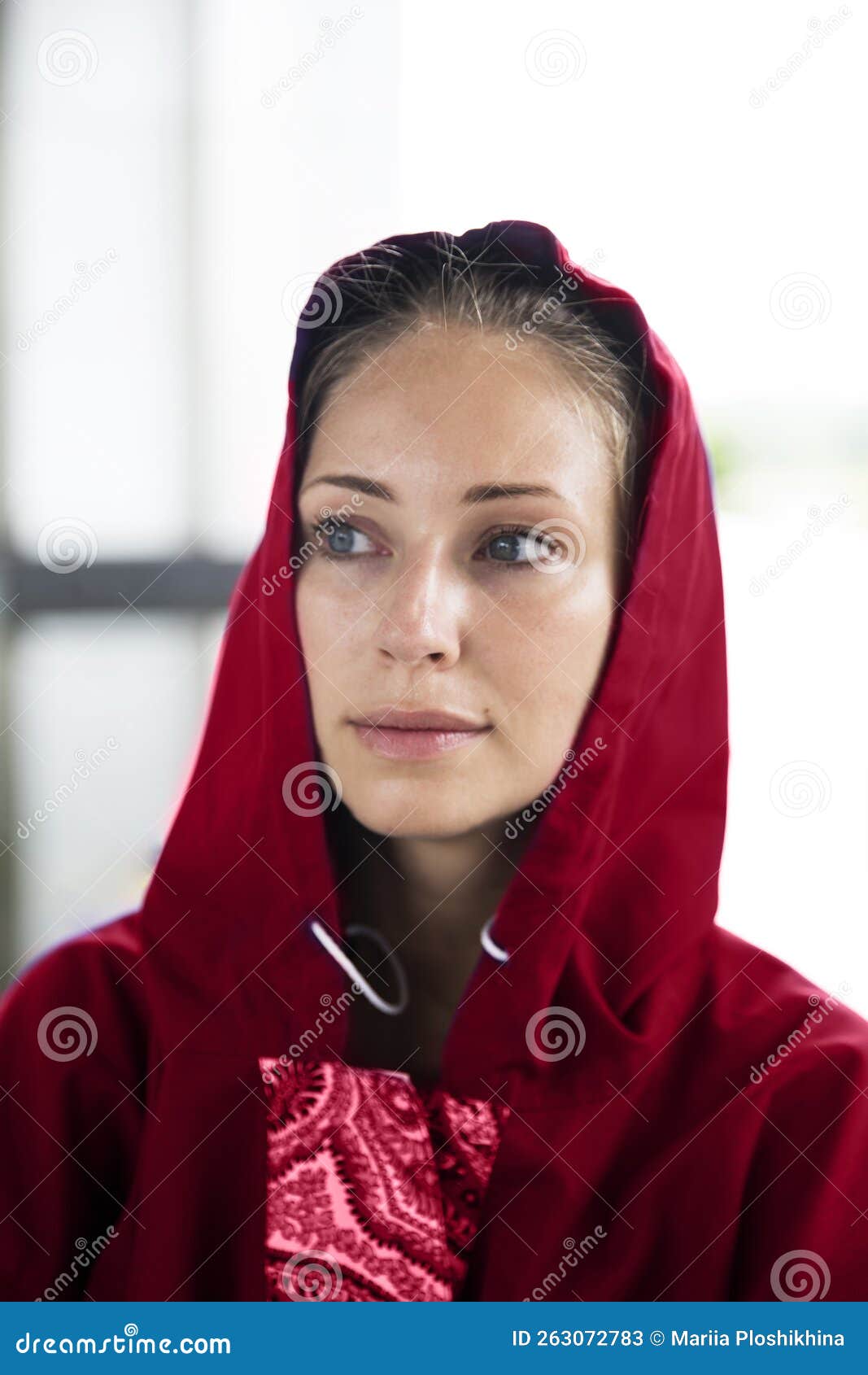 Portrait Of Young Covered Woman Wearing Muslim Cloths Of Viva Magenta Color Of Year 2023 Stock