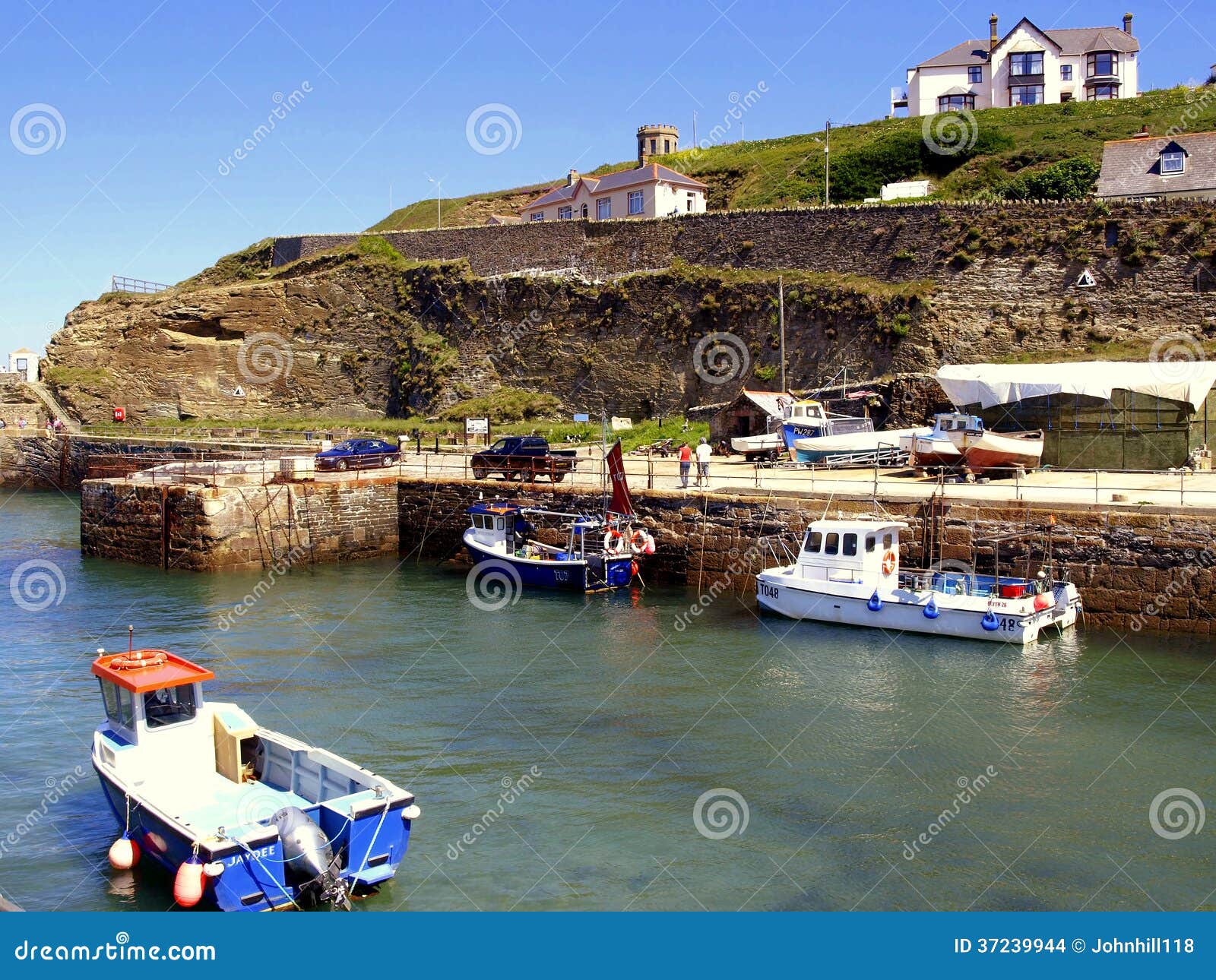 Portreath Harbour, Cornwall. Editorial Stock Image - Image of tower ...