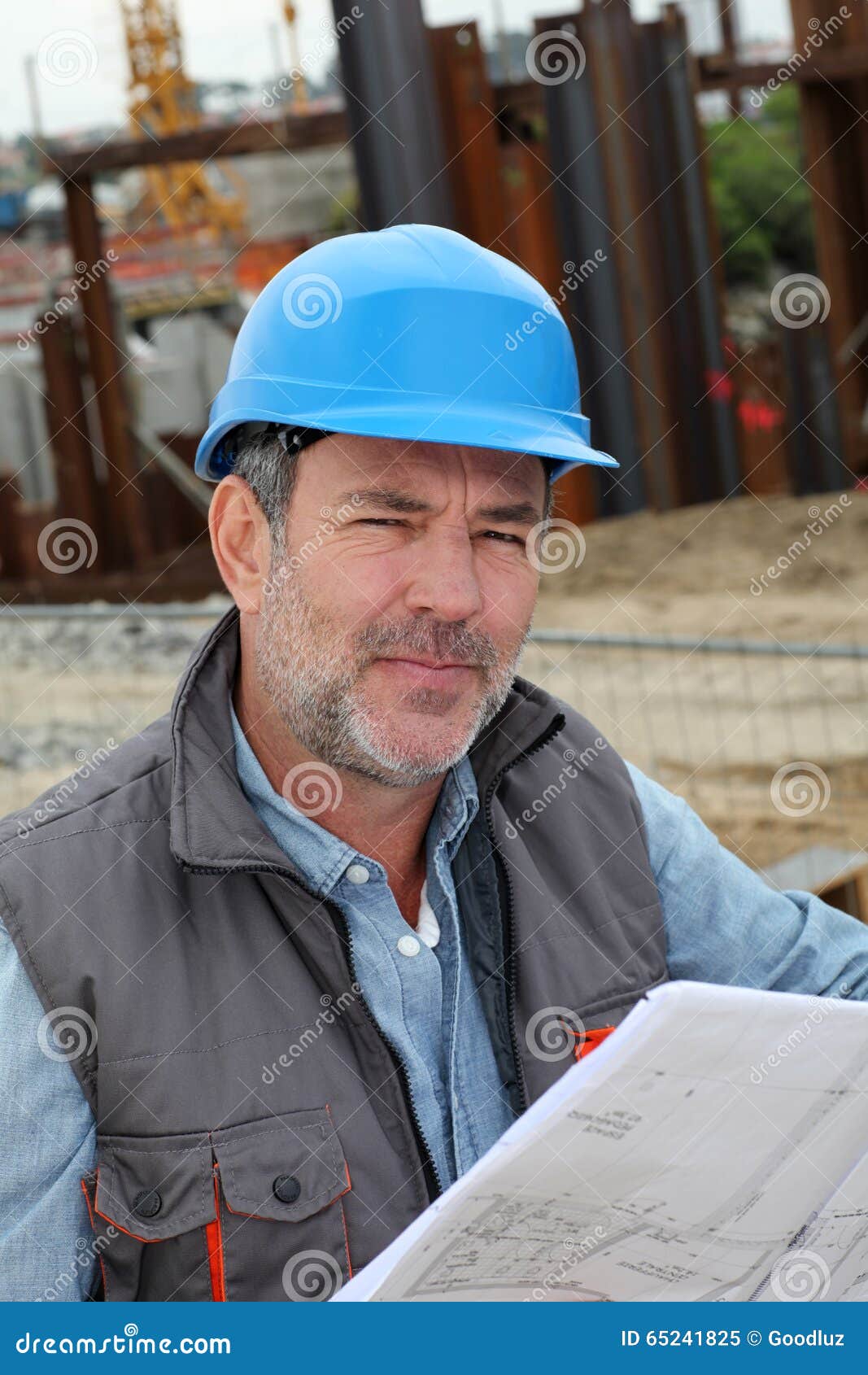 Portret budowa kierownik obraz stock. Obraz złożonej z kontrola - 65241825