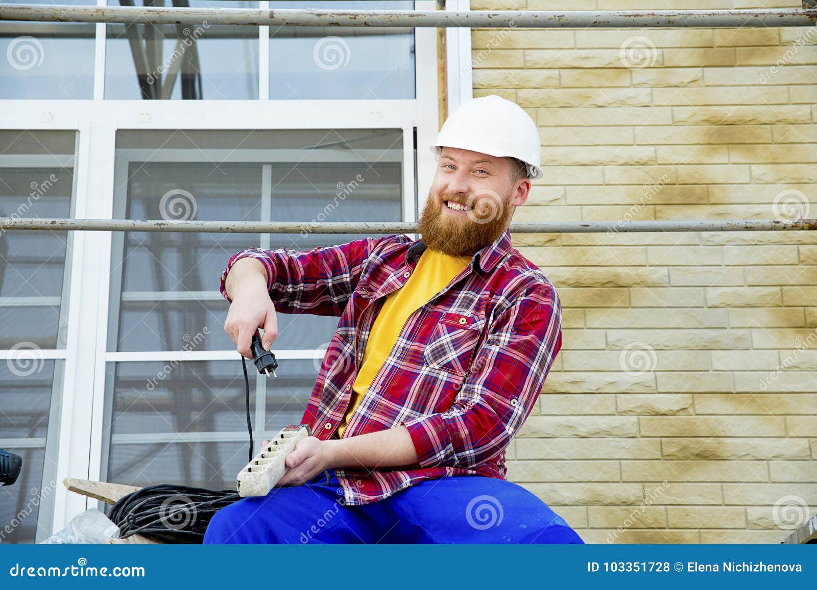 Portret van bouwvakker stock foto. Image of bouwer, contractant - 103351728