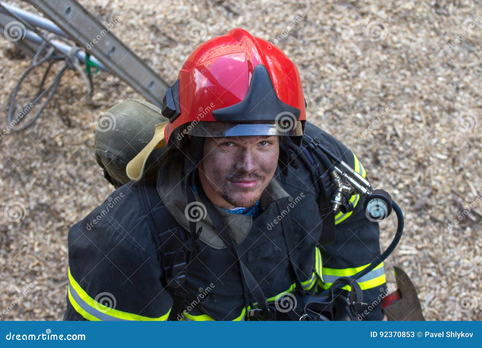 Portret Van Een Brandweerman Op Het Stadium Stock Afbeelding - Image of ...