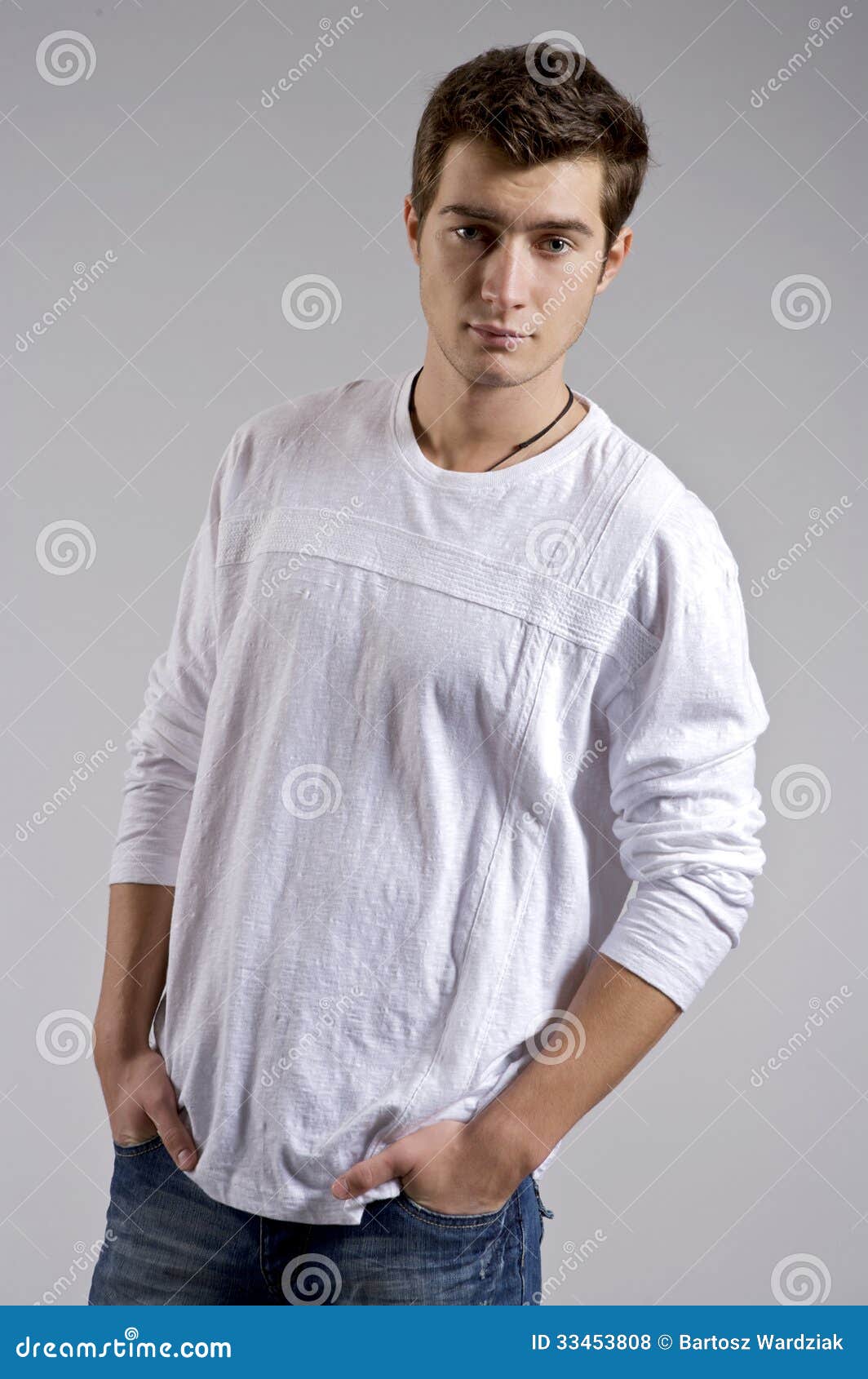 Portret Van Jonge Knappe Mensen Stock Foto - Image of haar, bruin: 33453808