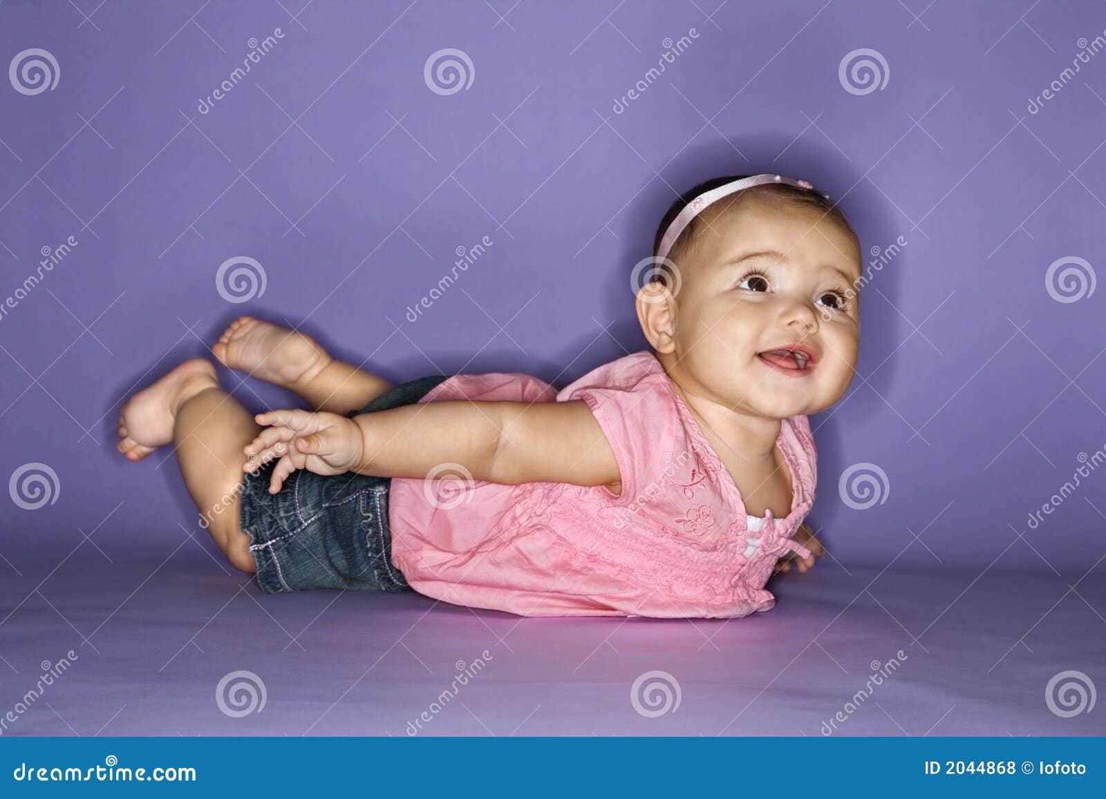 Portret Van Vrouwelijke Baby. Stock Foto - Image of leuk, horizontaal ...