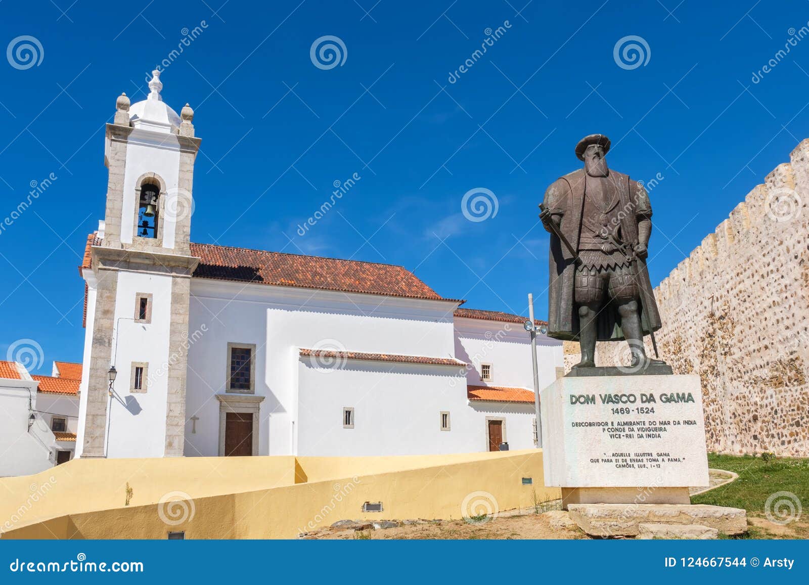 Vasco Da Gama Statue. Sines, Portugal Stock Photo - Image of ocean ... Vasco Da Gama Statue. Sines, Portugal Stock Photo - Image of ocean ...