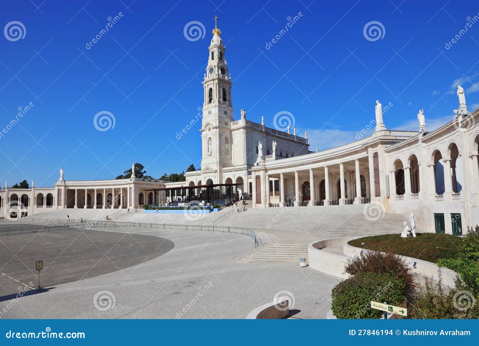 The Portuguese Town of Fatima Stock Photo - Image of monument, chapel ...
