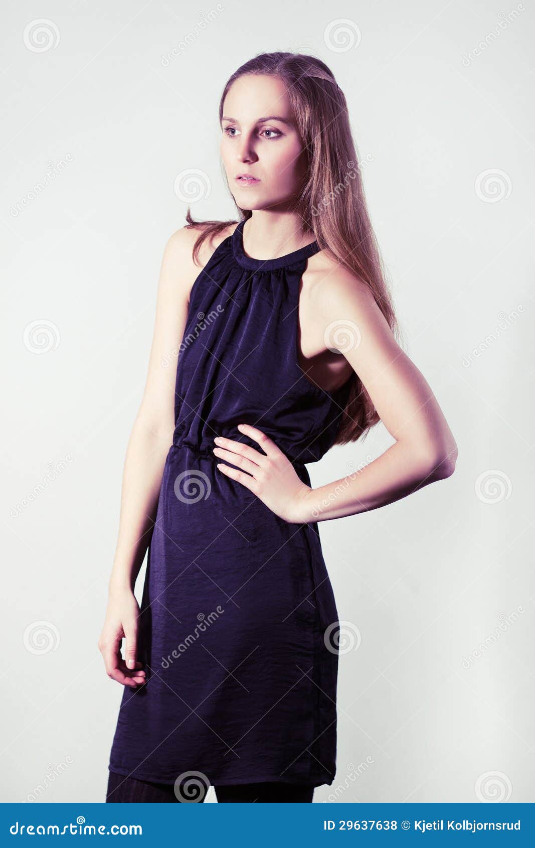 Pose de mode photo stock. Image du photographie, fille - 29637638
