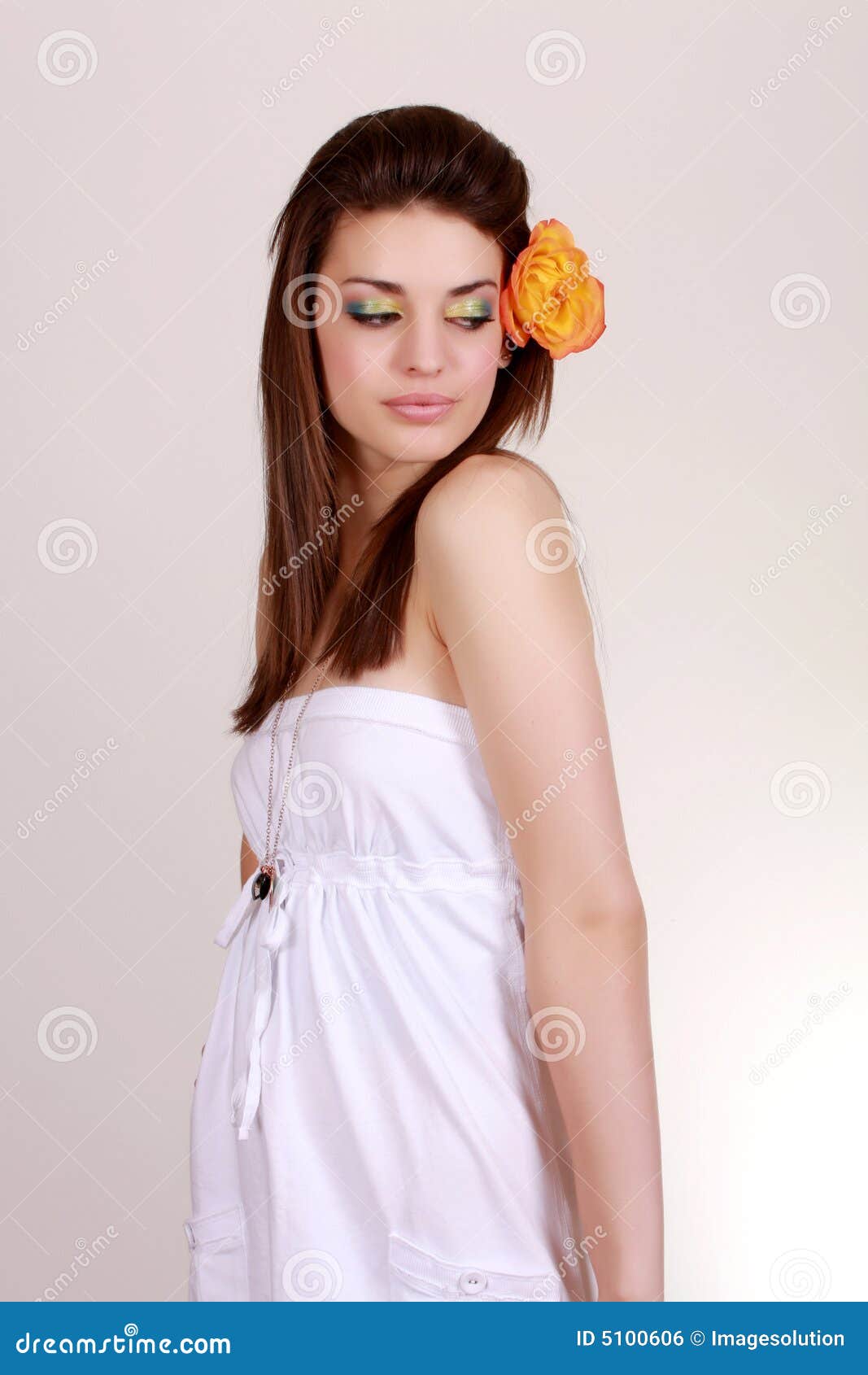 Pose de mode photo stock. Image du élégance, charme, yeux - 5100606