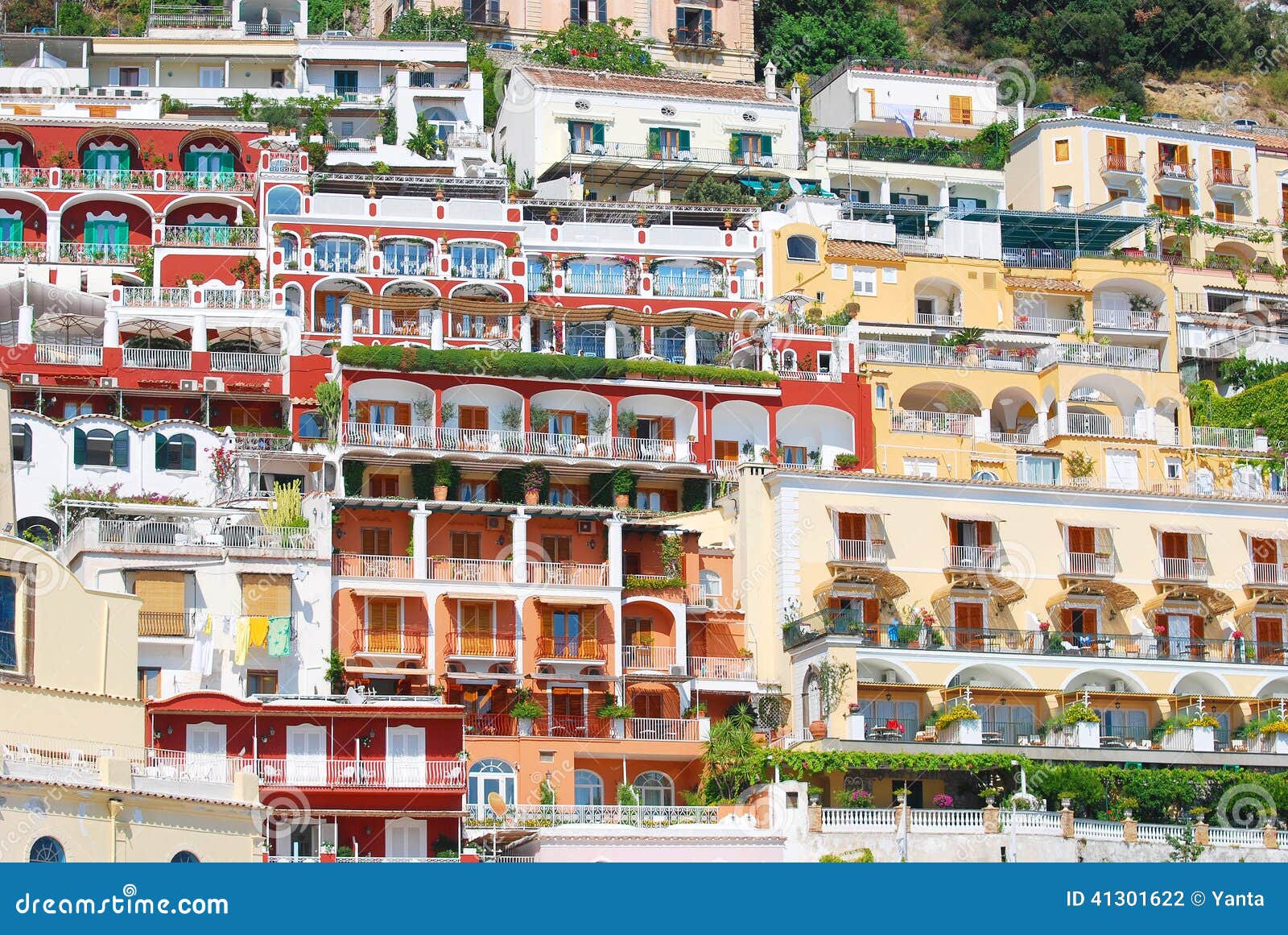 Positano, Italia foto de archivo. Imagen de italiano - 41301622