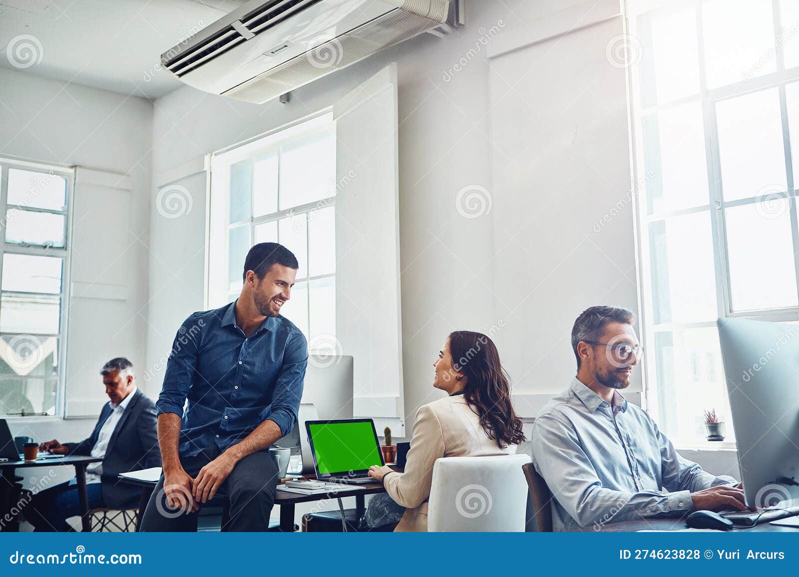 Positive Participation in Team Projects. Colleagues Having a Discussion ...