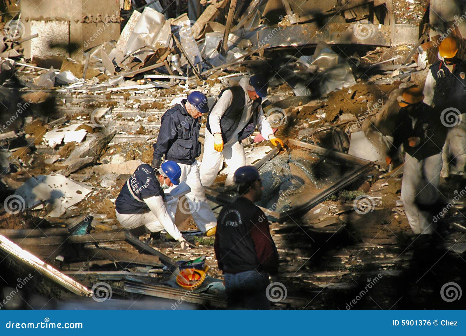 Post Bomb Scene Istanbul 2003 Editorial Photo - Image of political ...