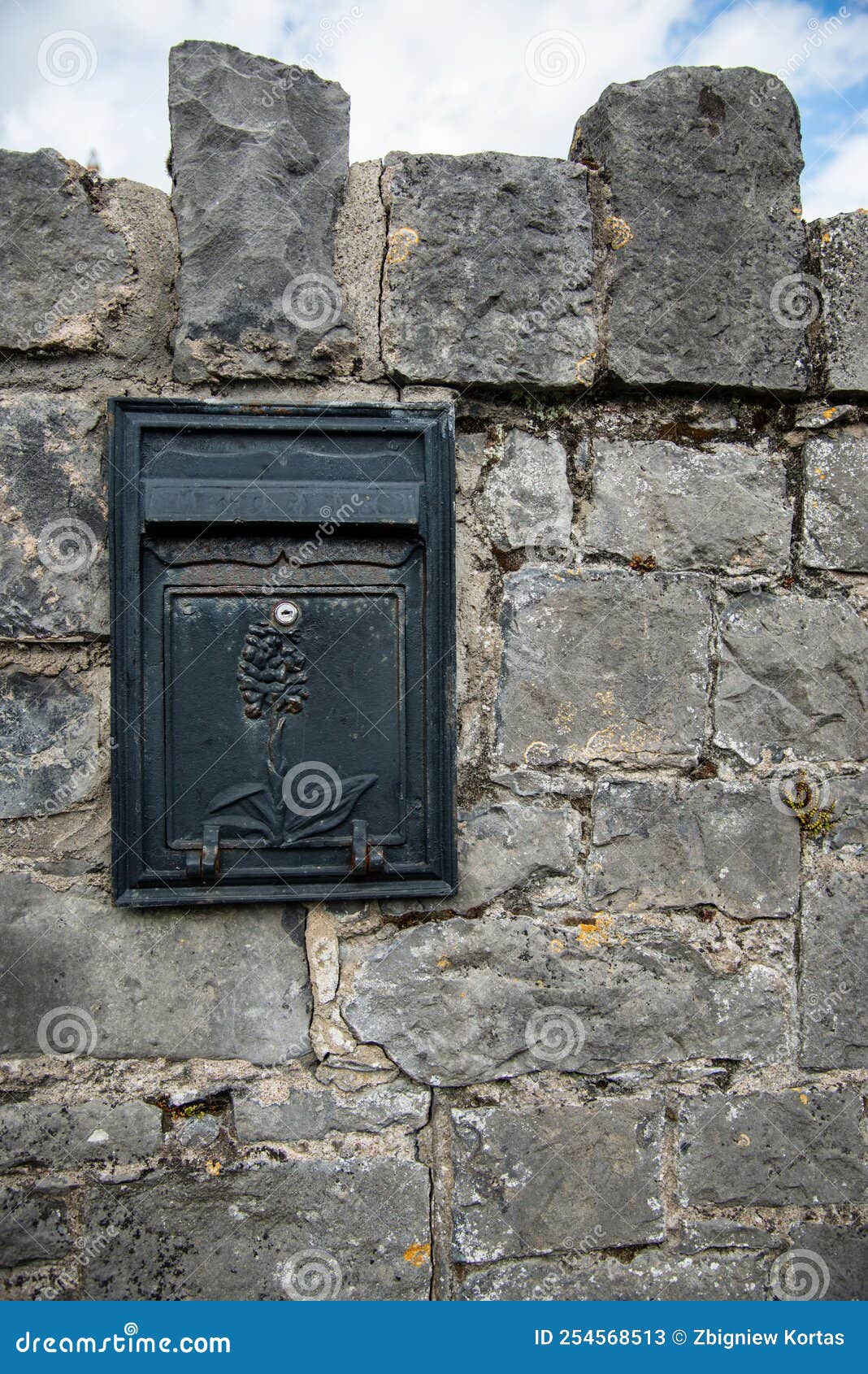 Post Box, Embedded in a Stone Wall Stock Image - Image of post, class ...