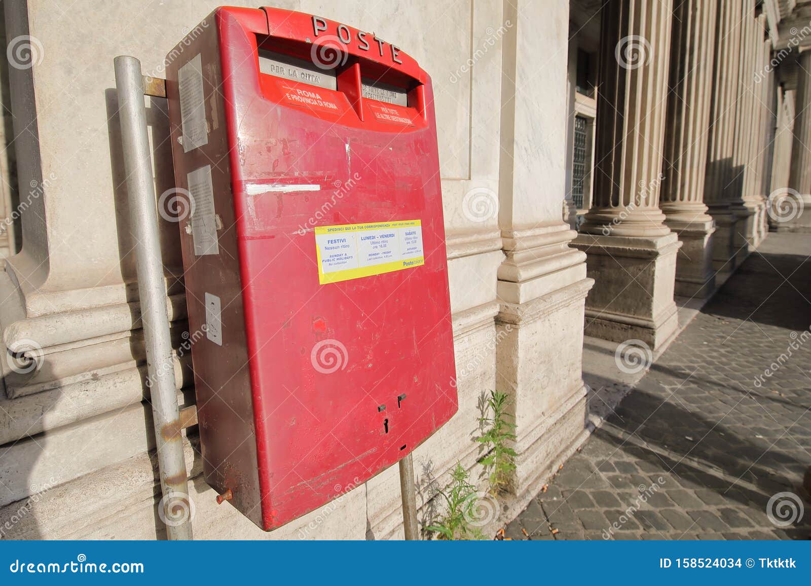 Post box Rome Italy editorial stock image. Image of italy - 158524034