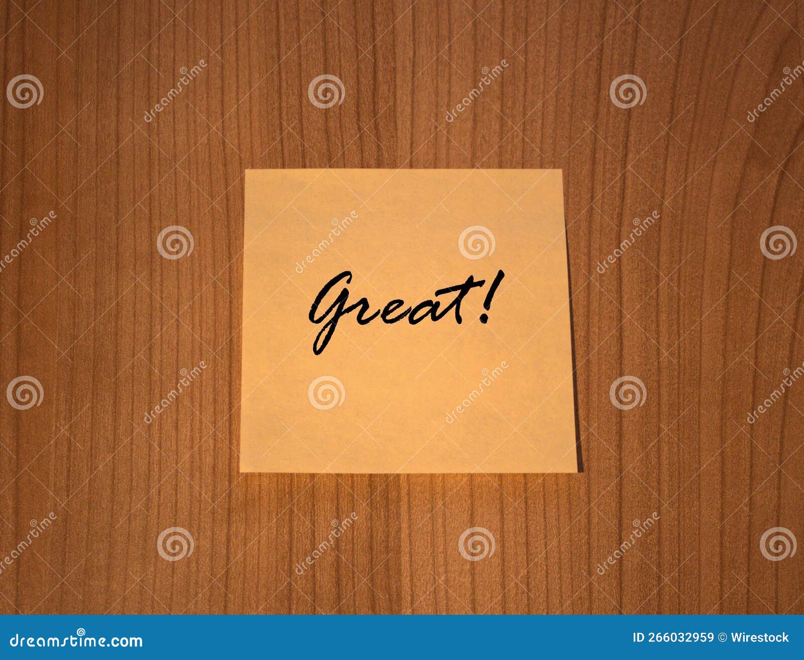Post-it Note Great! Wooden Background Stock Image - Image of yellow ...