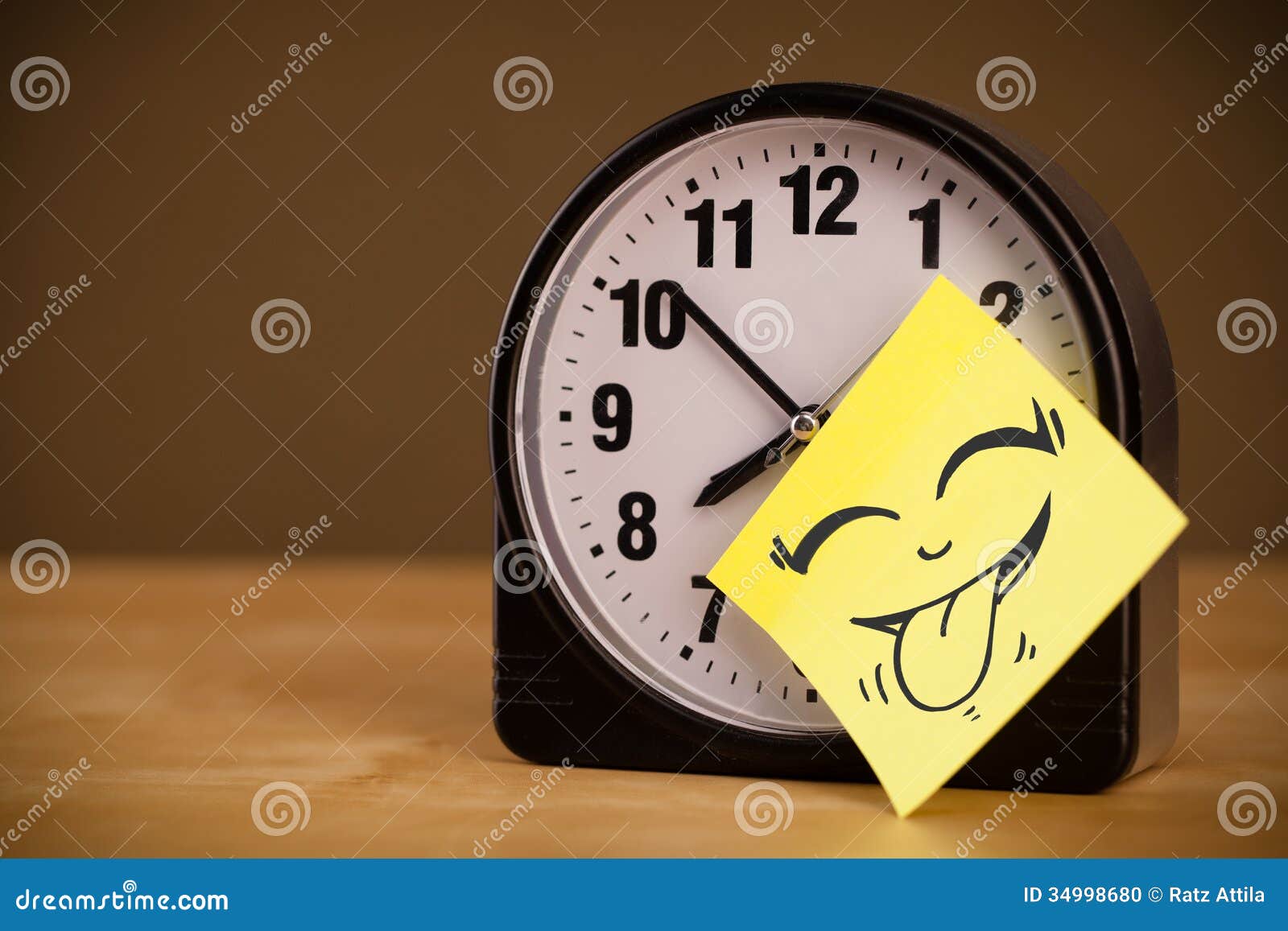 Post-it Note with Smiley Face Sticked on a Clock Stock Photo - Image of ...
