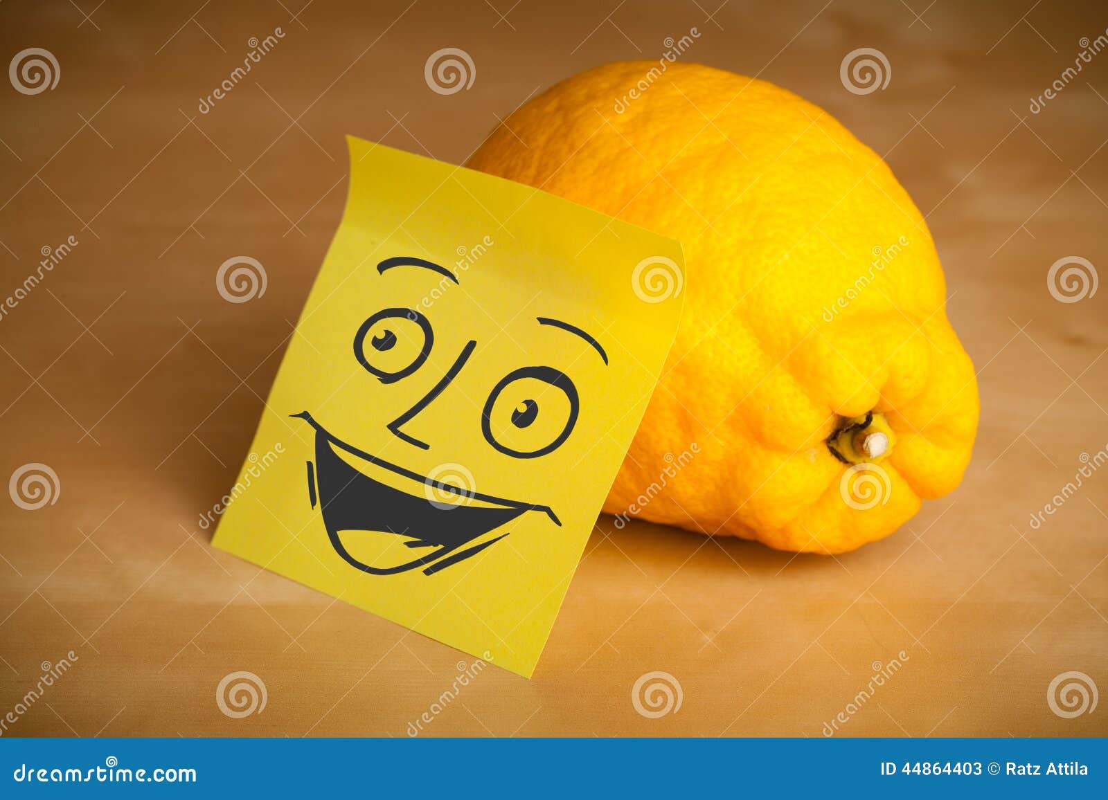 Post-it Note with Smiley Face Sticked on a Lemon Stock Image - Image of ...