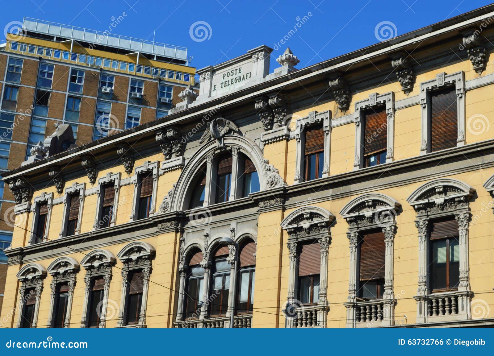 Poste and Telegrafi Historic Building in Padua Editorial Photo - Image ...