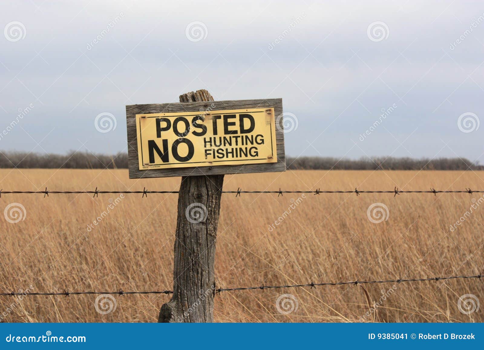 A posted sign stock image. Image of hunting, fishing, barbs - 9385041