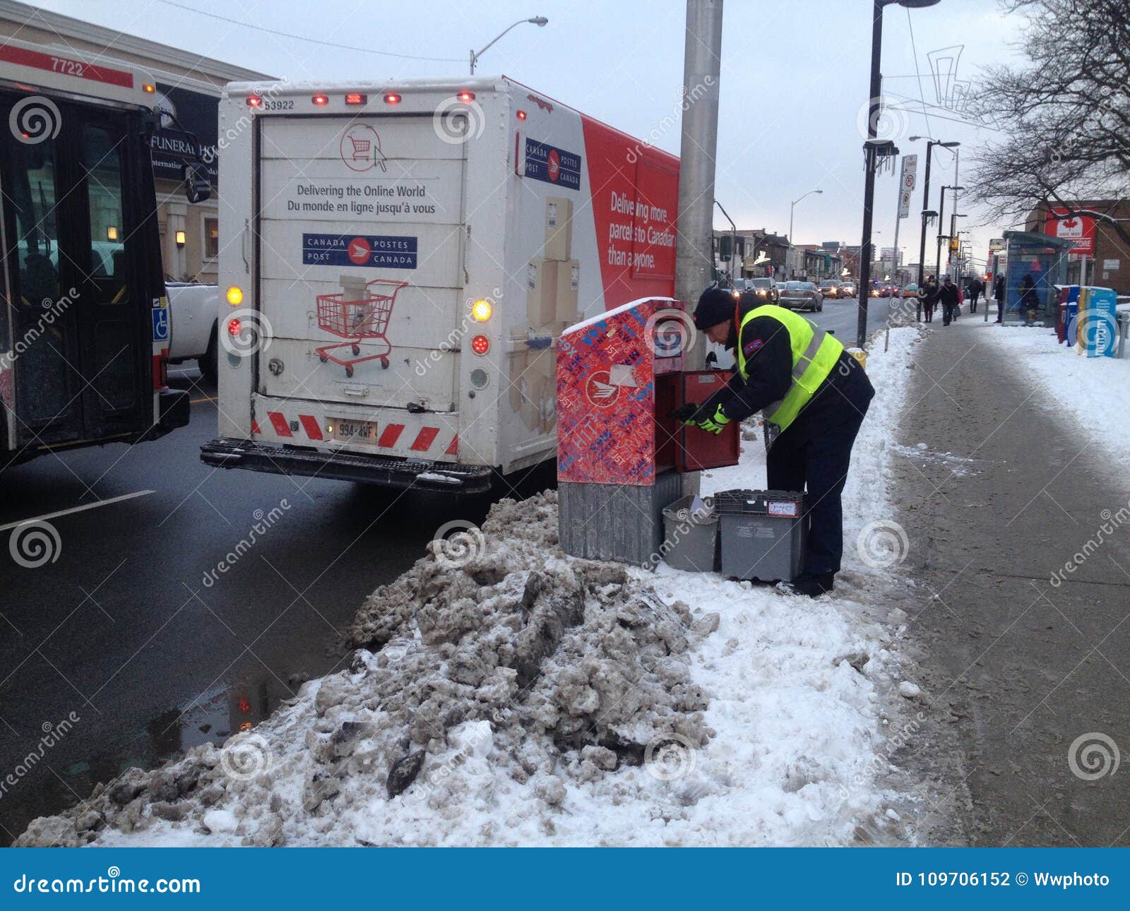 Canada post editorial photography. Image of parcels - 109706152