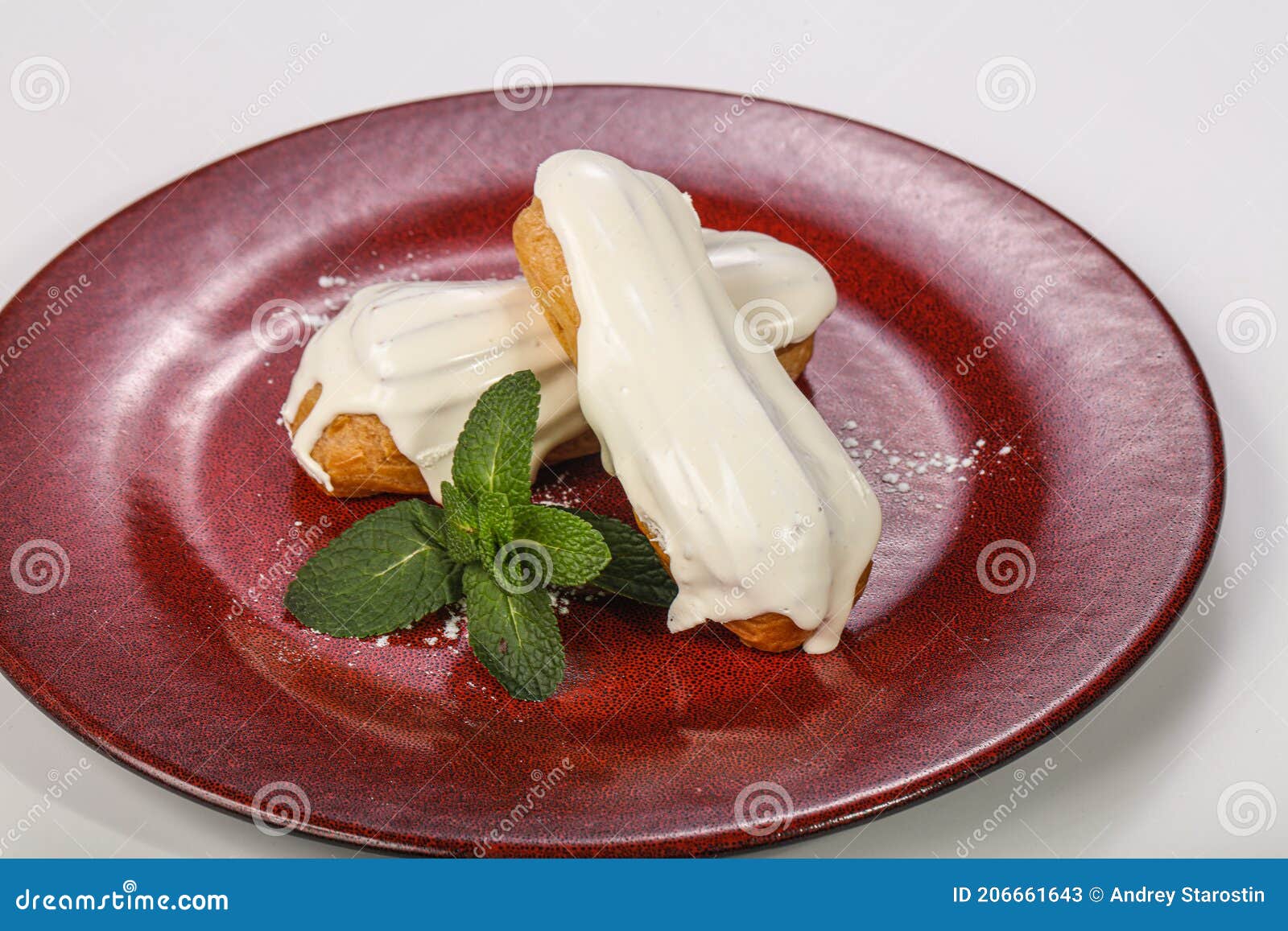 Postre De Eclair Dulce Para Gourmet Imagen de archivo - Imagen de ...
