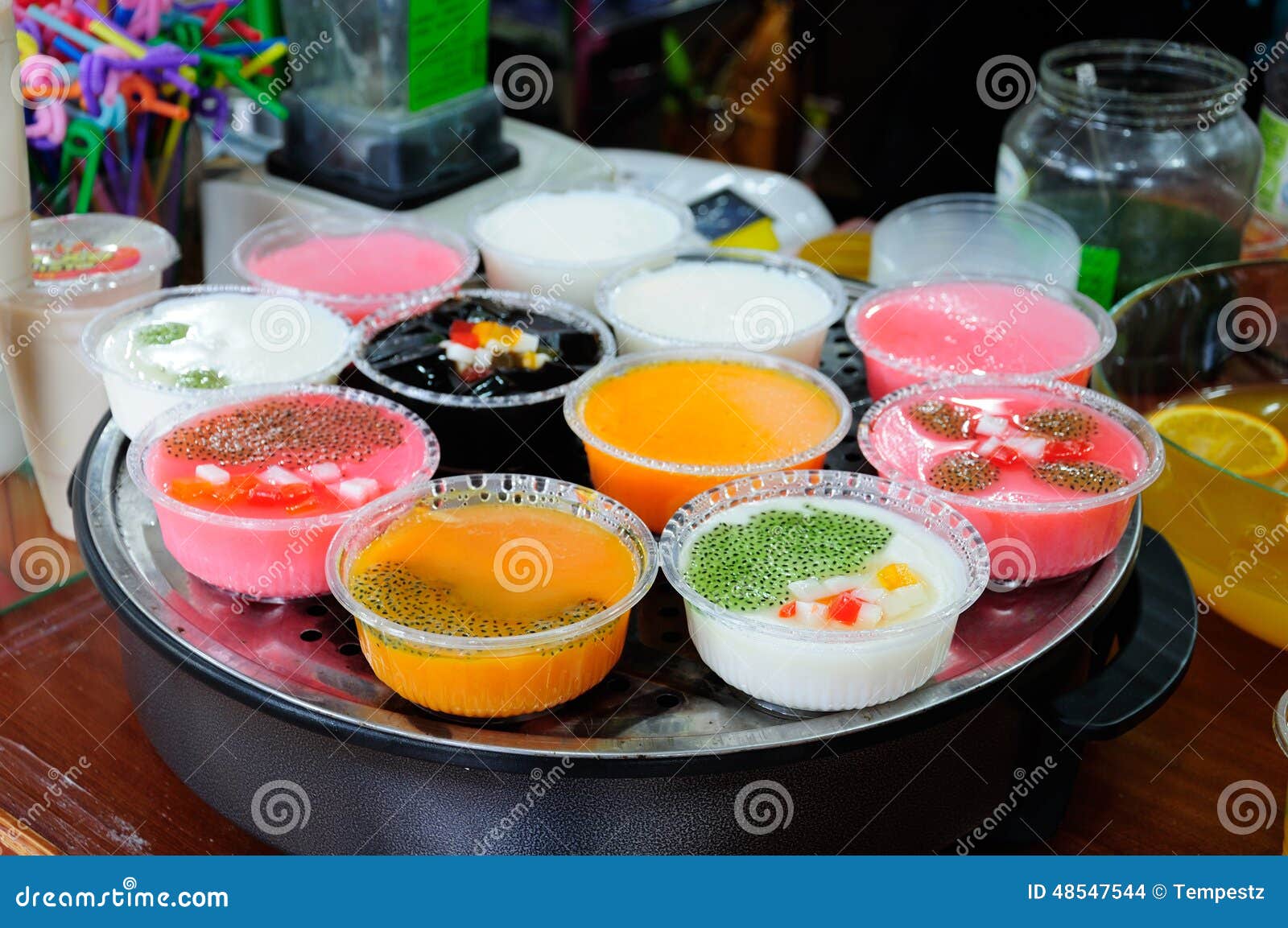 Postres chinos foto de archivo. Imagen de bandeja, asia - 48547544