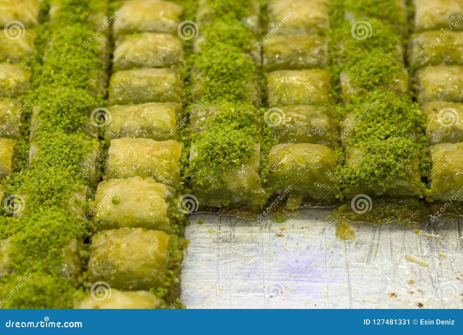 Postres Turcos Tradicionales; Baklava Imagen de archivo - Imagen de ...