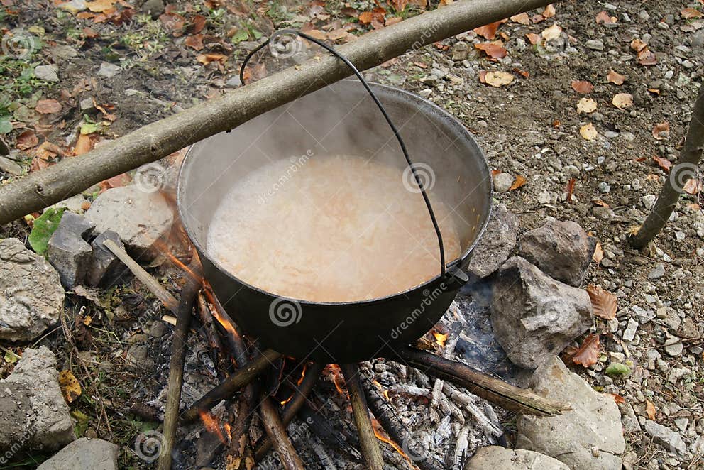 Pot on campfire stock photo. Image of kettle, food, meal - 42107282