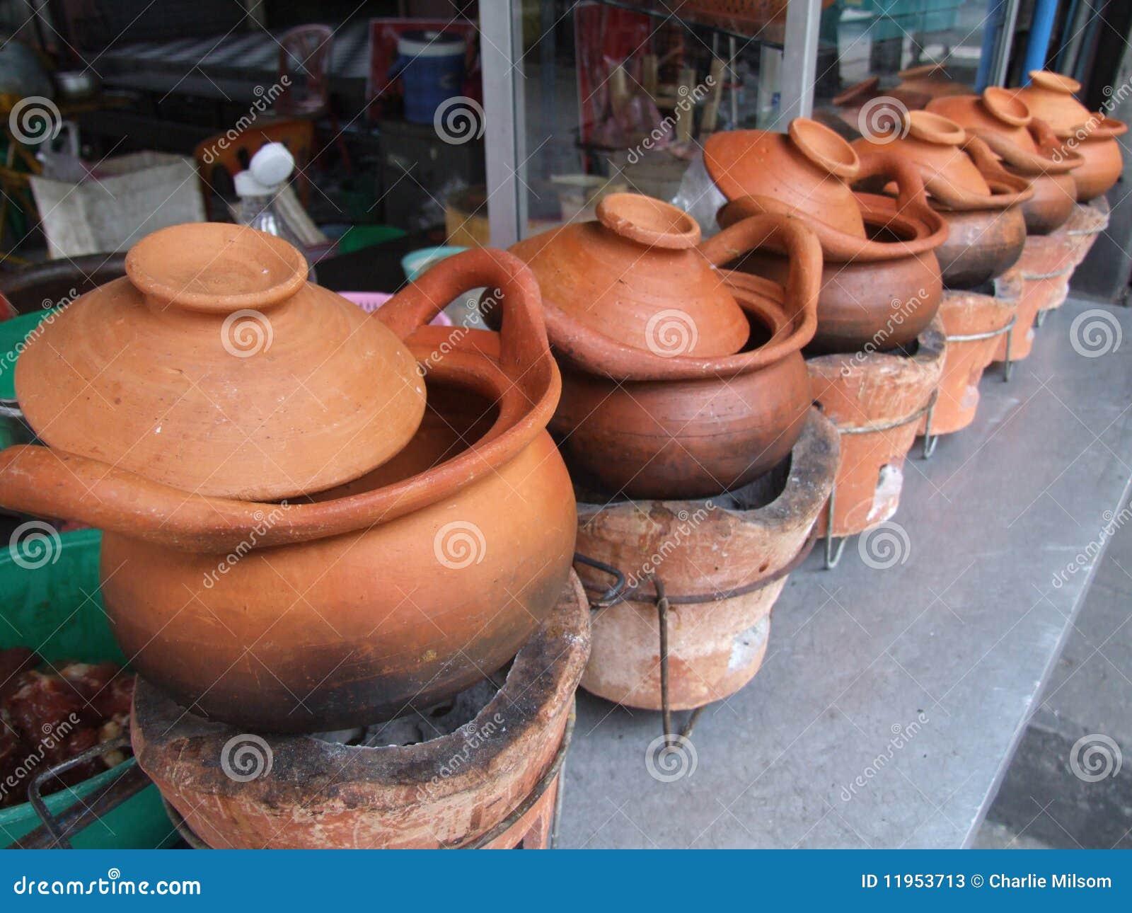 POT Di Argilla, Bangkok, Tailandia. Immagine Stock - Immagine di ...