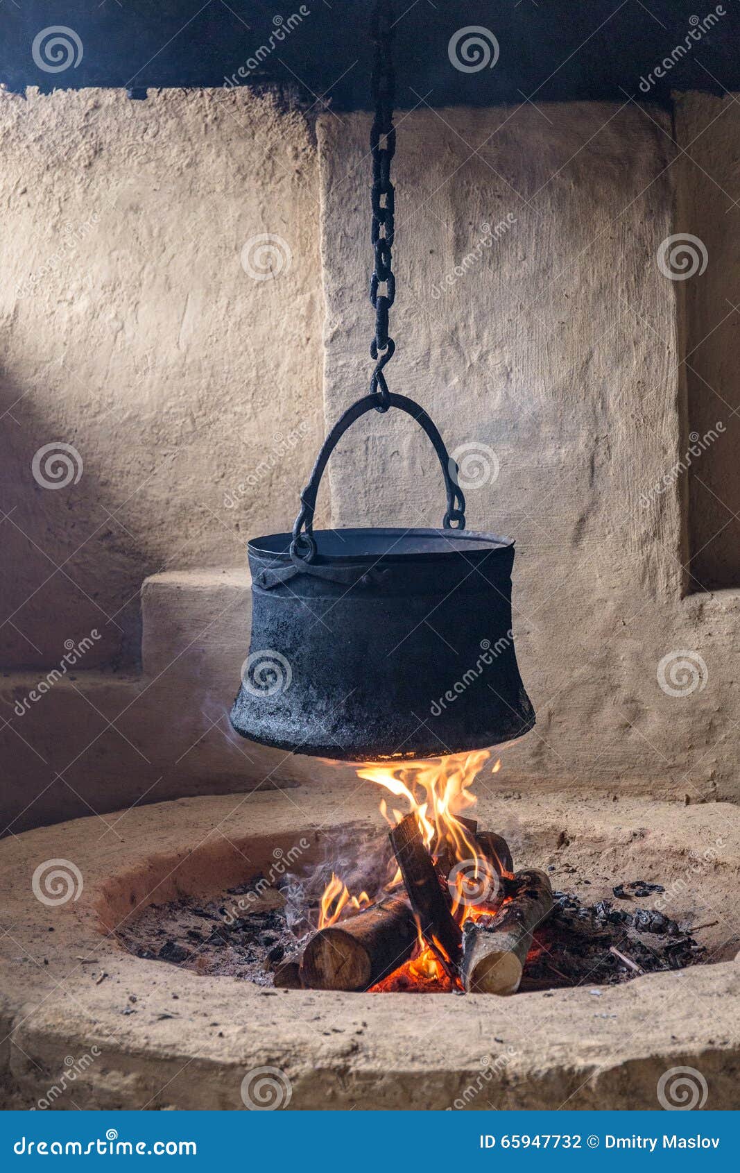 Pot hanging on a chain stock photo. Image of chain, indoors - 65947732