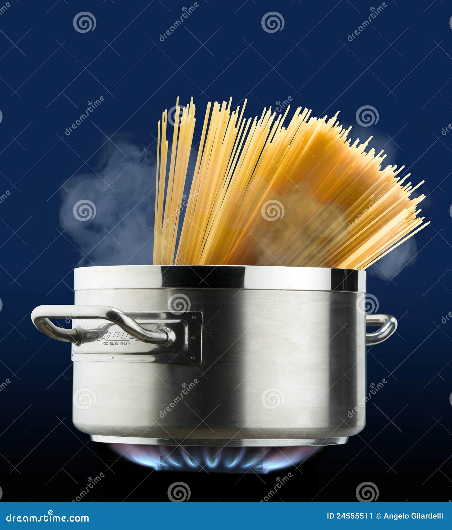 Pot of spaghetti stock image. Image of steam, flame, prepare - 24555511