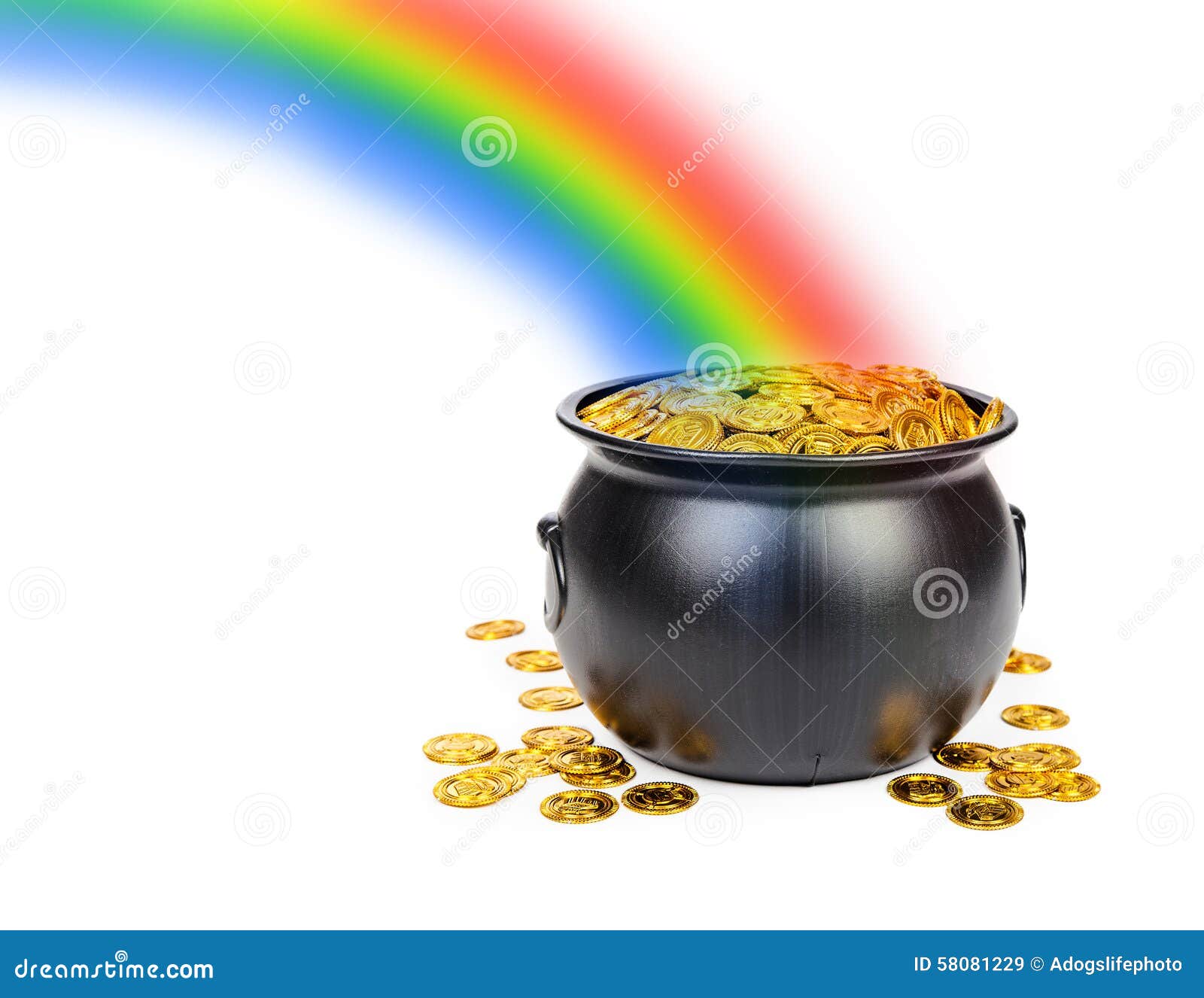 Pot Van Goud Onder De Regenboog Stock Afbeelding - Image of studio ...