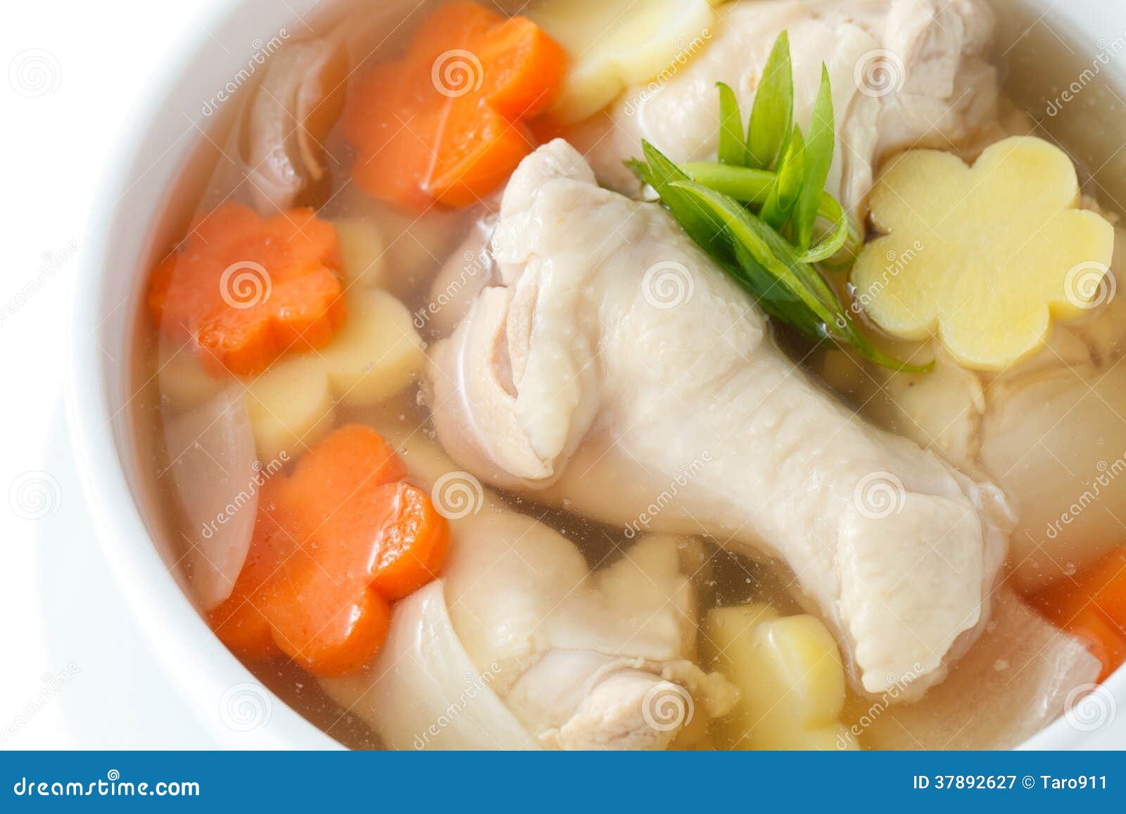 Potage au poulet image stock. Image du viande, personne - 37892627