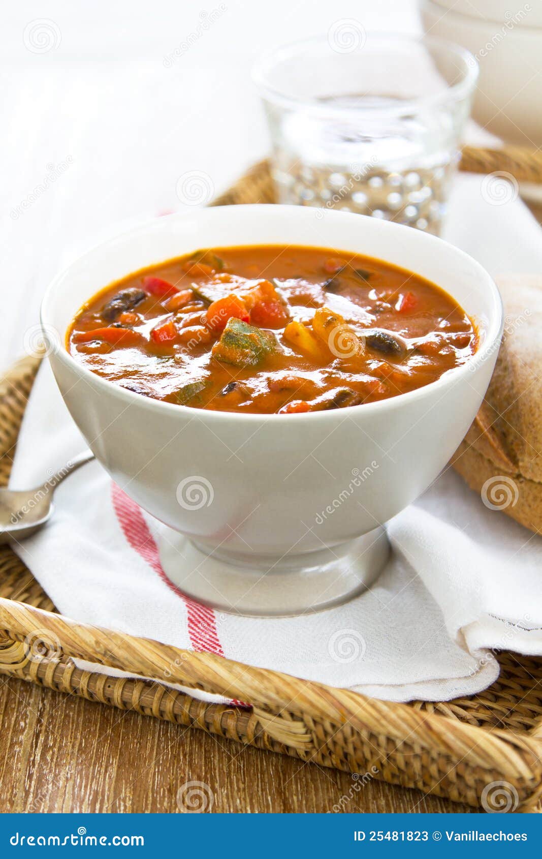 Potage De Minestrone [potage D'haricot, De Courgette] Image stock ...