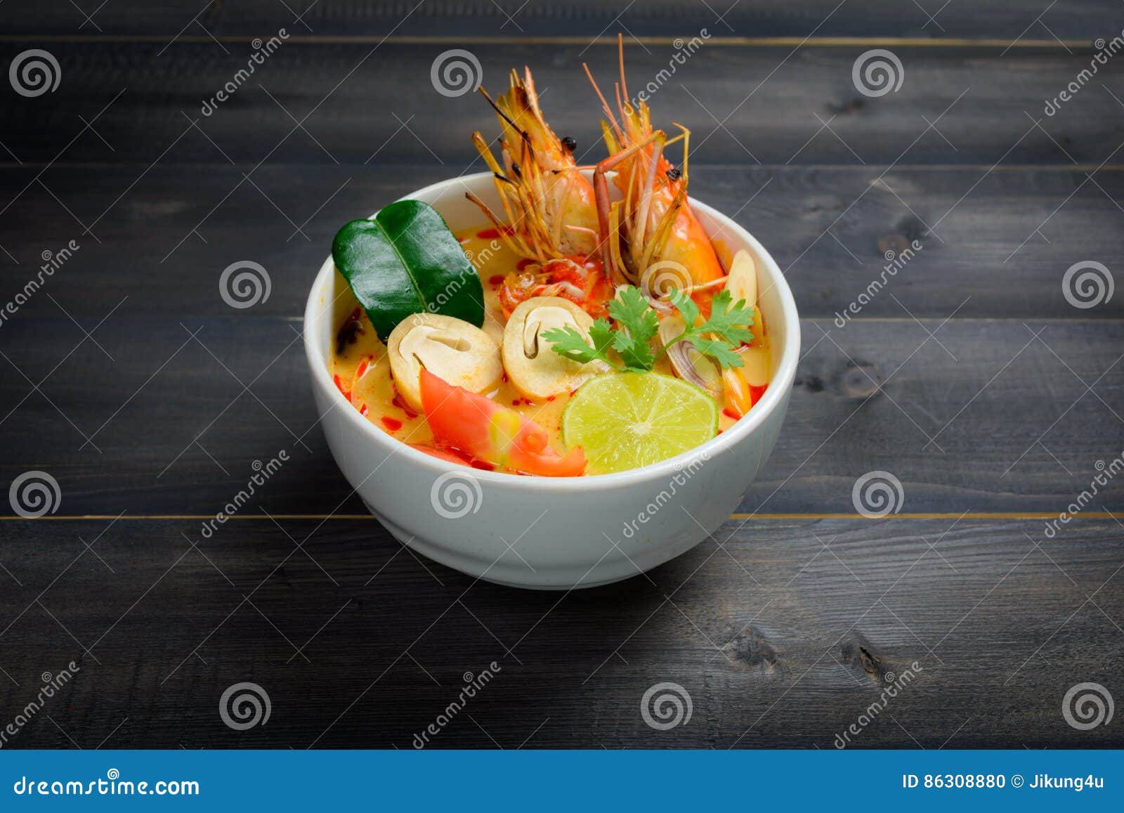 Potage de Tom Yum photo stock. Image du cari, citron - 86308880