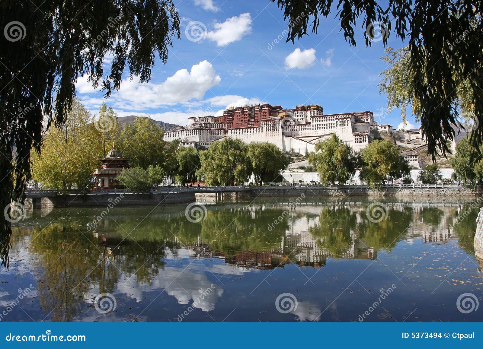Potala temple stock photo. Image of asian, himalaya, city - 5373494