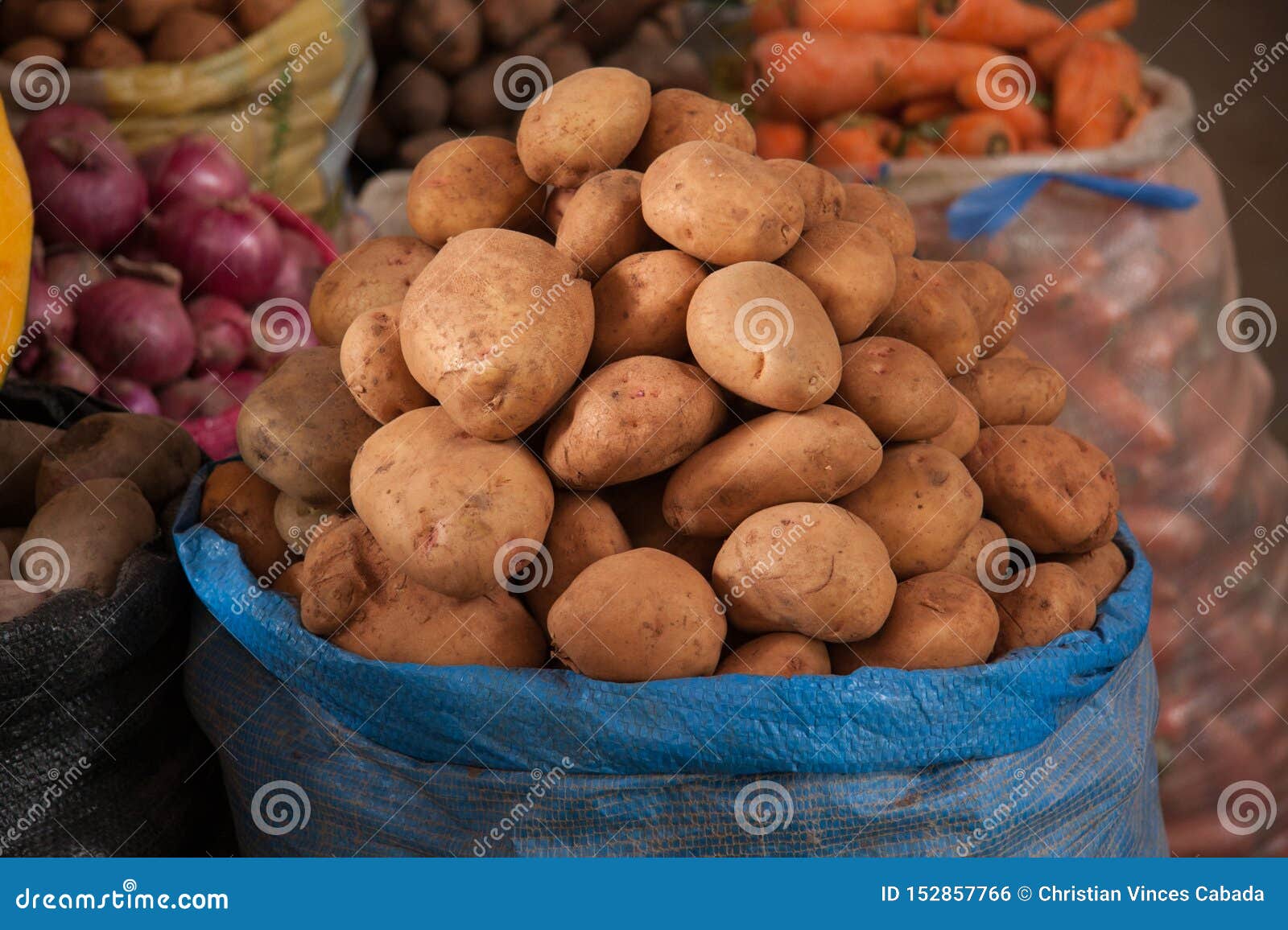 Potato Pile at a Local Market Stock Photo - Image of highlands, farm ...