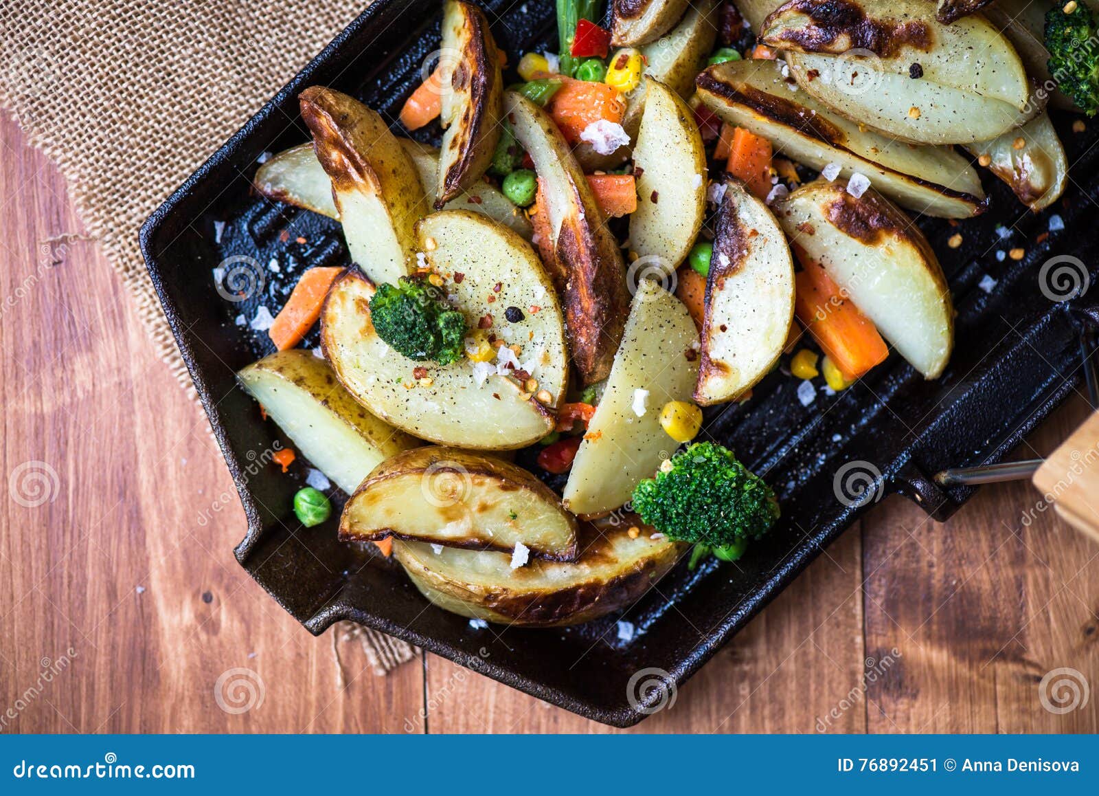 Potato Wedges with Vegetables on Iron Cast Pan Stock Image - Image of ...