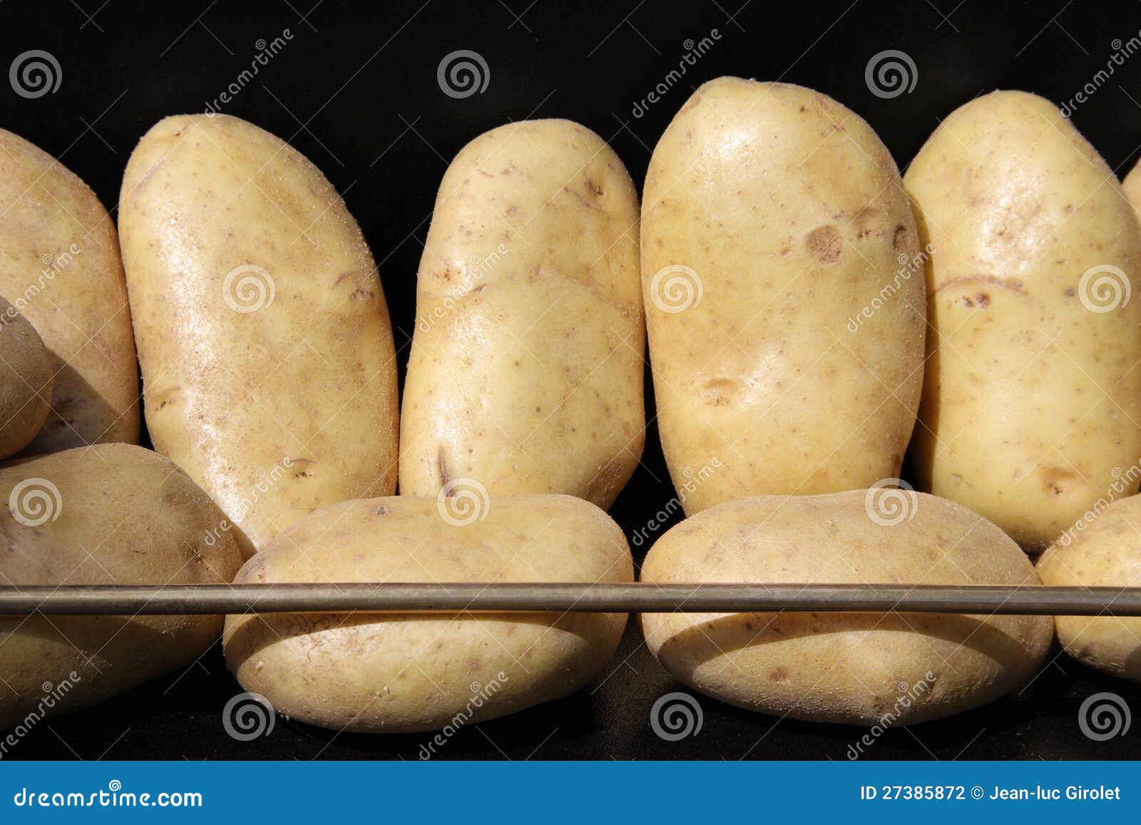 Potatoes on a Display Stand Stock Photo - Image of solanum, dish: 27385872